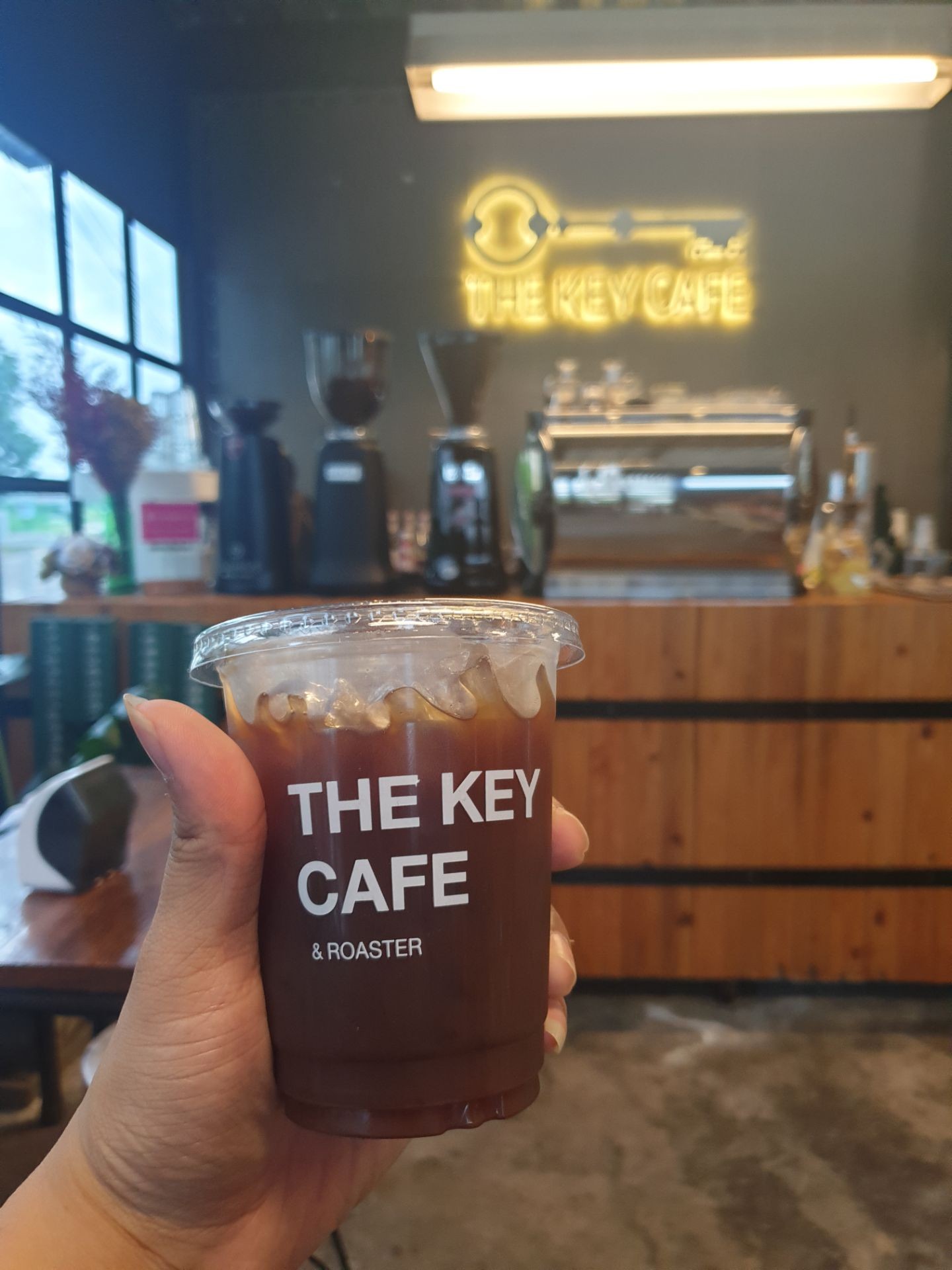 รีวิว THE KEY CAFE AND BISTRO - กาแฟโอเคนะ