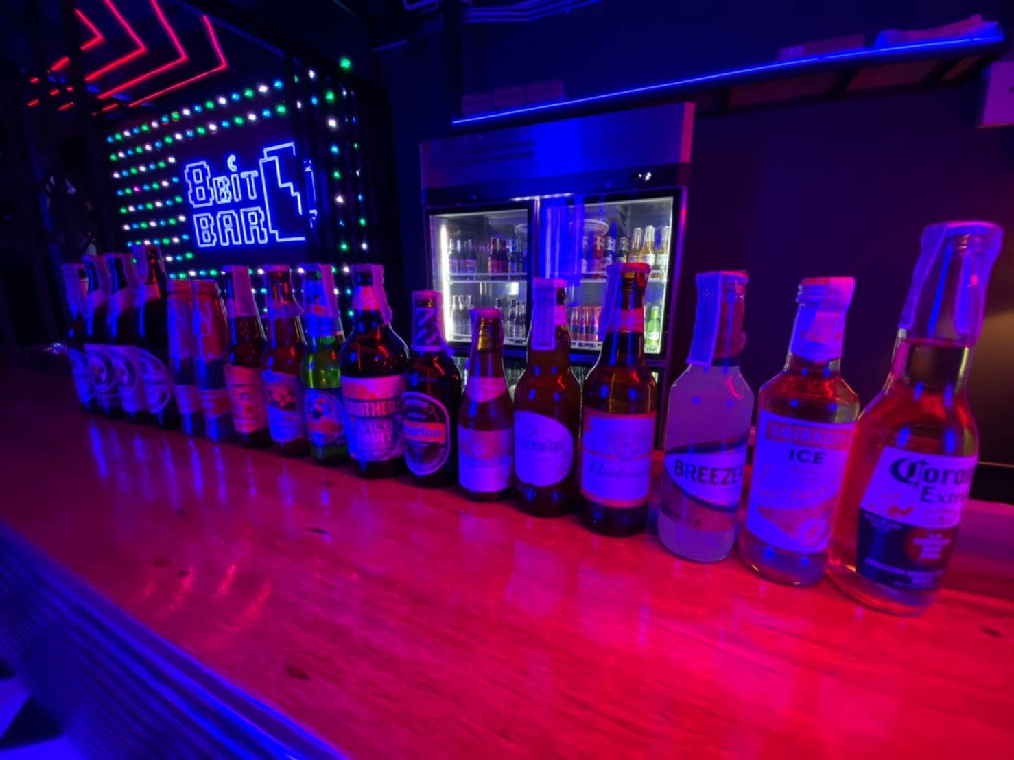 รูป 8 bit bar นครสวรรค์