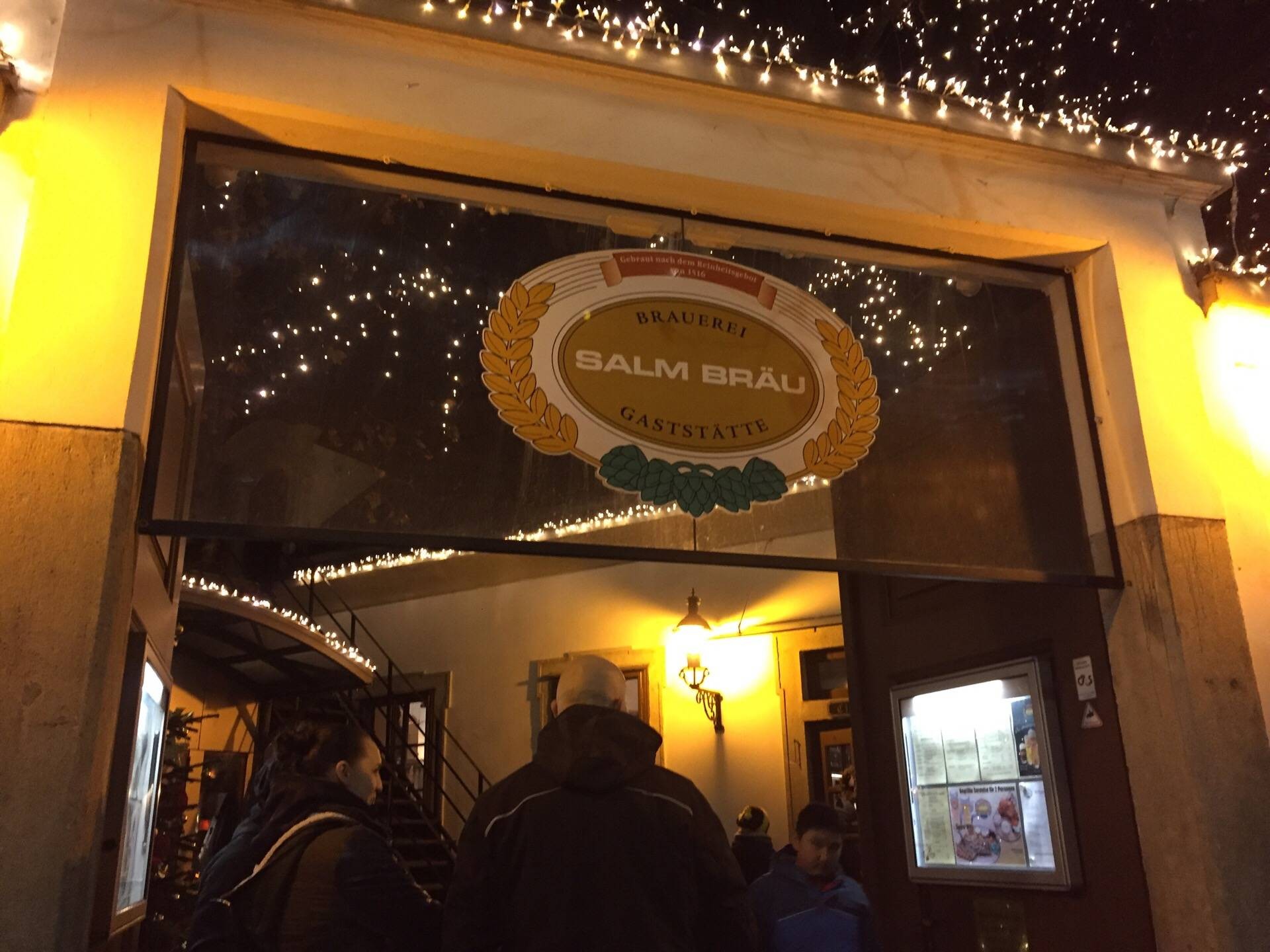ร้าน Salm Brau Restaurant | รีวิวร้านอาหาร - Wongnai