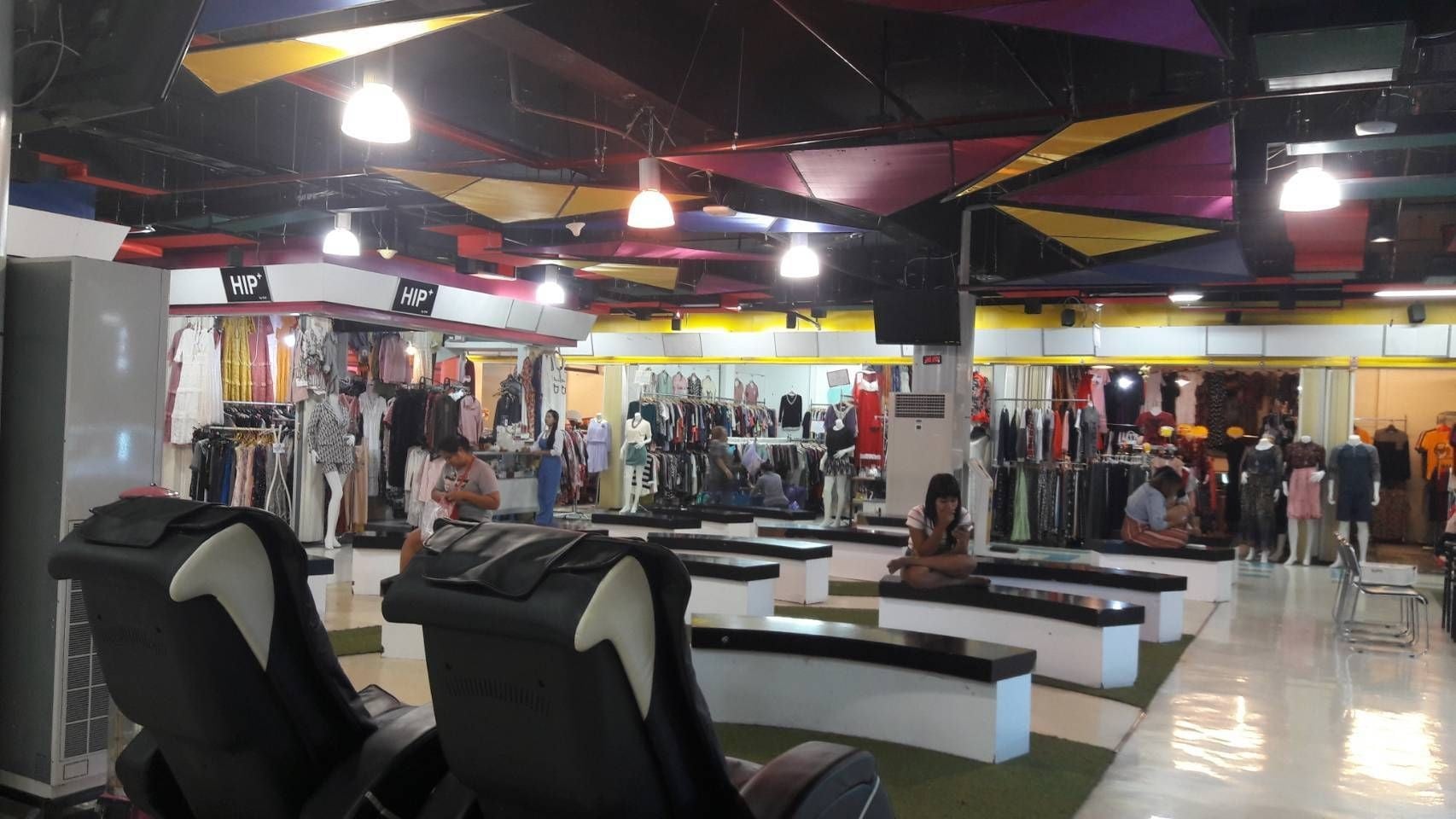 แฮปปี้แลนด์ เซ็นเตอร์ (Happyland Center) - รีวิวสถานที่ท่องเที่ยว