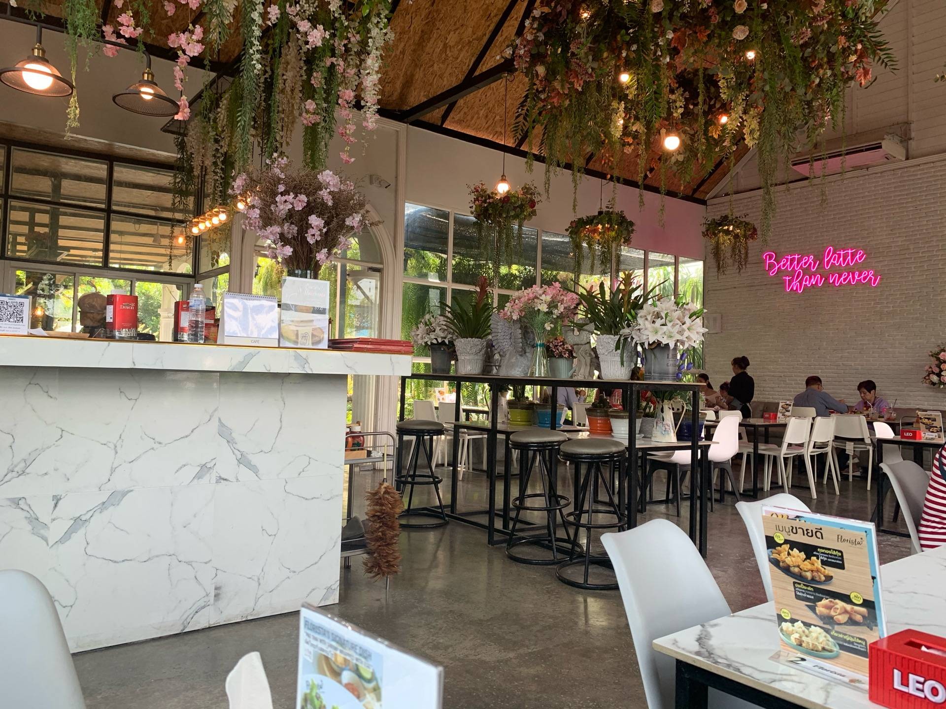 รูป Florista Cafe And Eatery