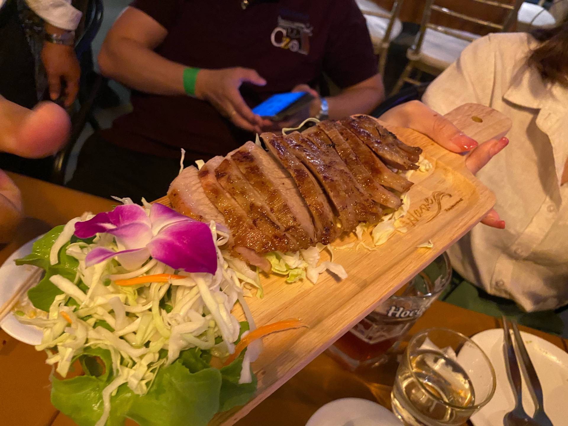 รูป The Wave Restaurant - Wongnai