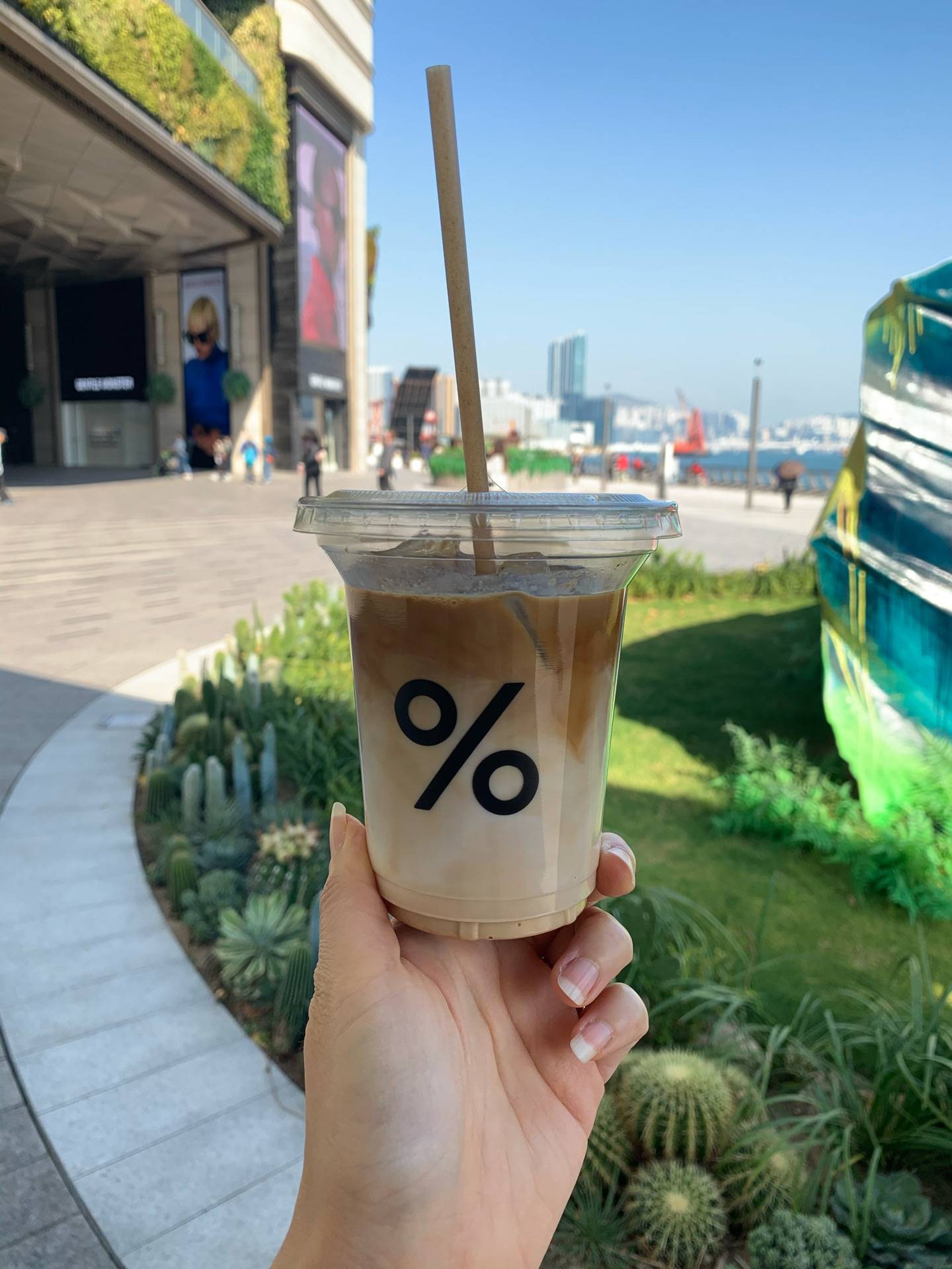 ร้าน % Arabica Coffee KUBE, K11 Musea | รีวิวร้านอาหาร