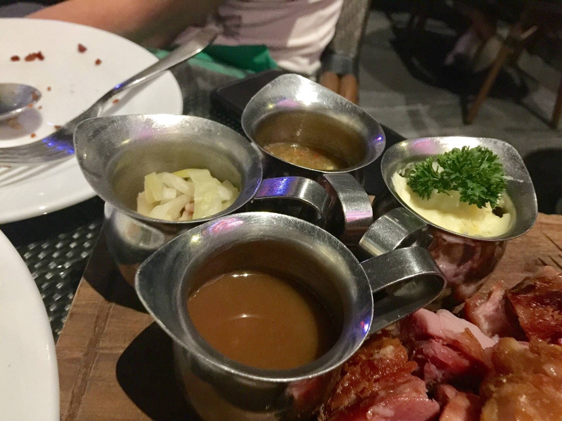 รูป HOBS ICONSIAM