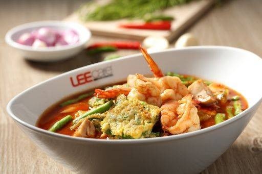 [รีวิว] ร้าน Lee Cafe เพลินจิตเซ็นเตอร์ | เมนูแนะนำ รูปภาพ ราคา