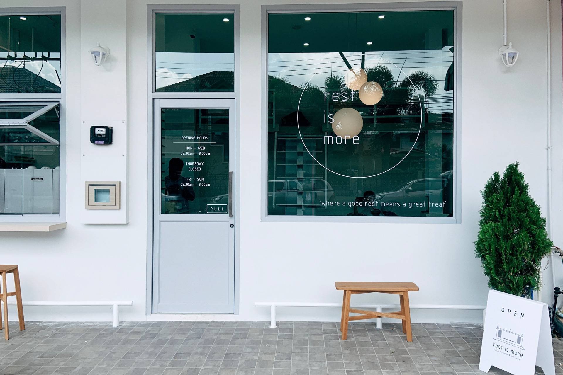 รีวิว Rest is more - co-working & cafe'