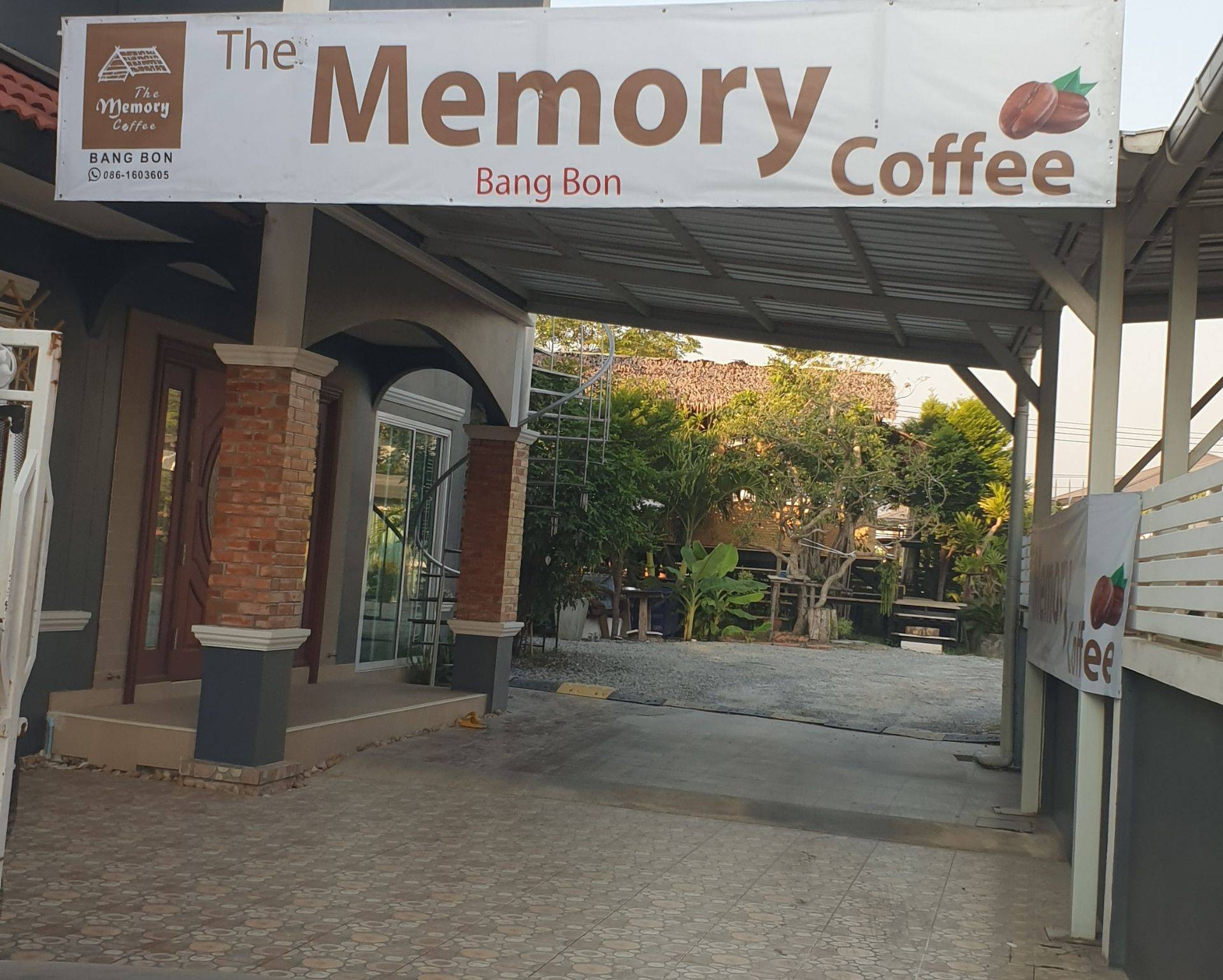 รีวิว The Memory Coffee - เจ้าของเป็นกันเองมากๆ วิว สุดๆเเห่งการพักผ่อน ...