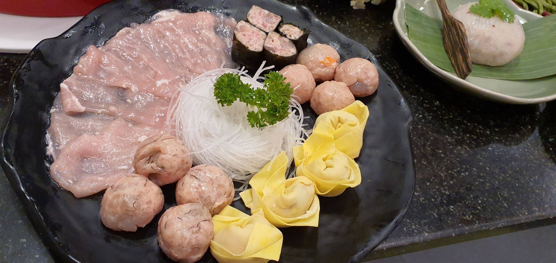 รีวิว Neo Suki เซ็นเตอร์วัน - สุกี้ร้อน ๆ จ้า