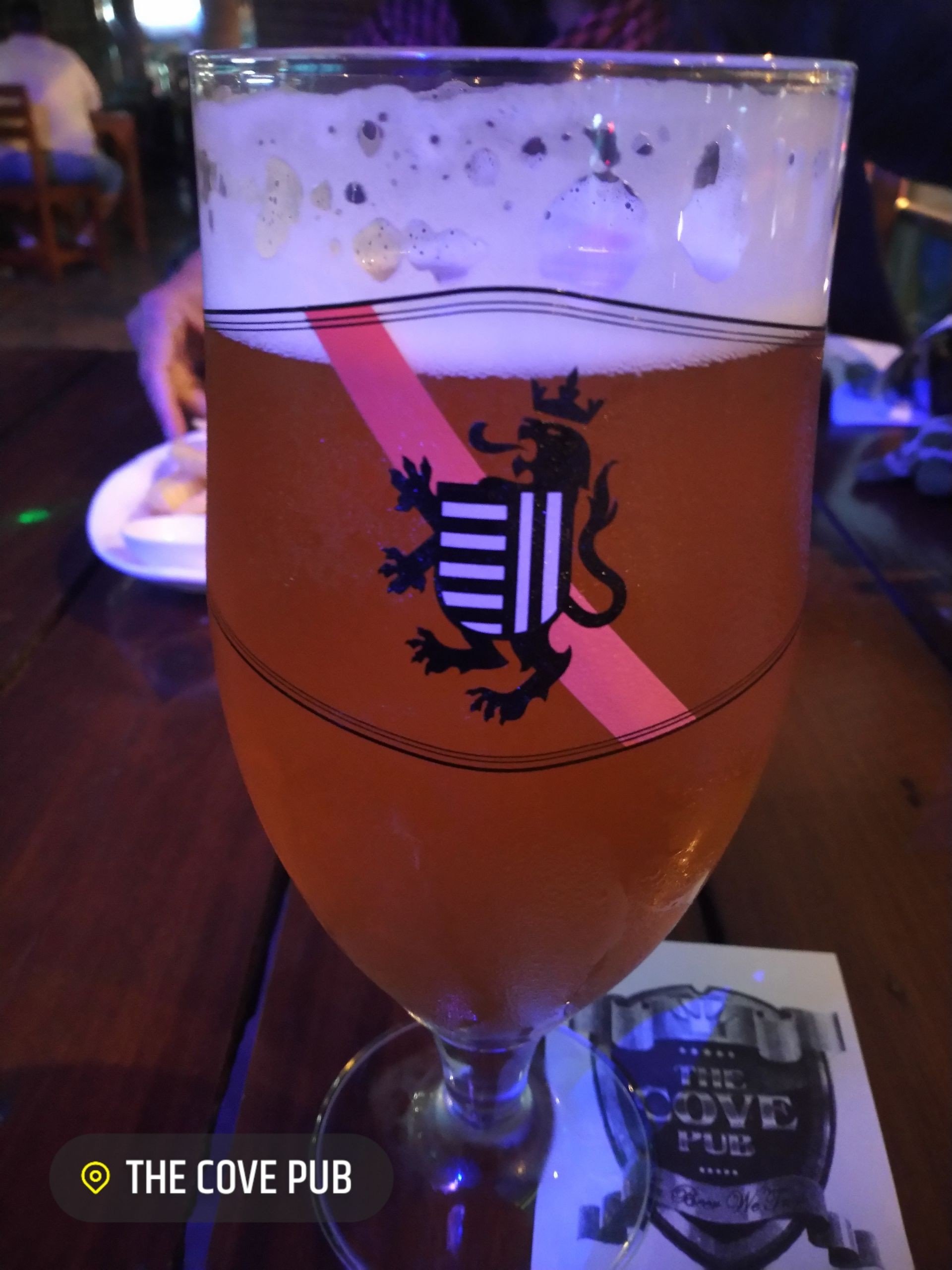 รีวิว The Cove Pub - อร่อย ไม่แพง โปรเยอะ บรรยากาศดี นั่งชิล บริการดี ...