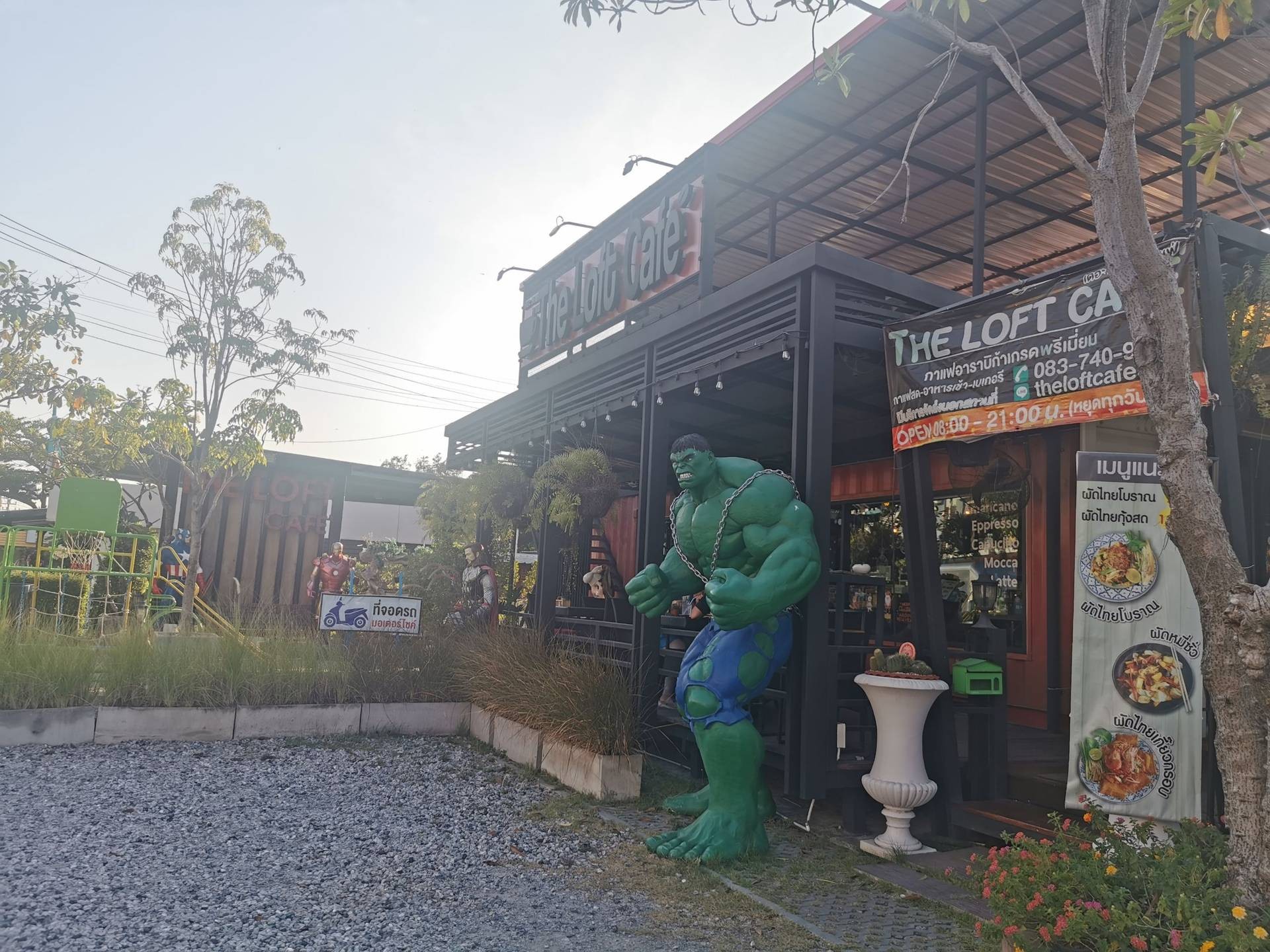 รีวิว The Loft Cafe - ร้านสวย อาหารอร่อย