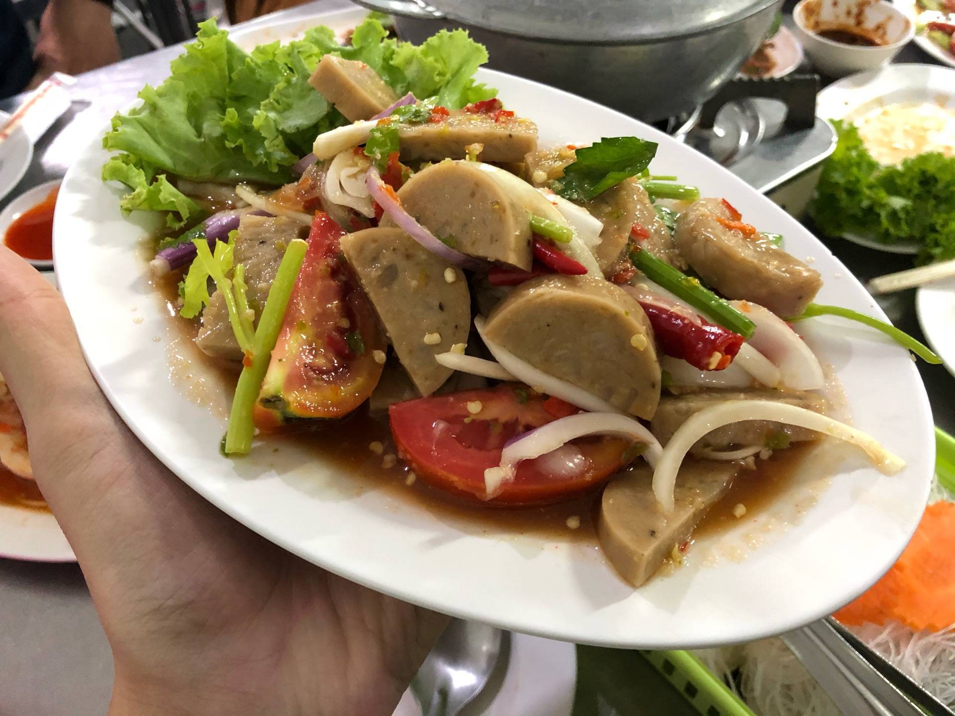 รูป เจ๊ก้อย ถนนเพชรบุรี