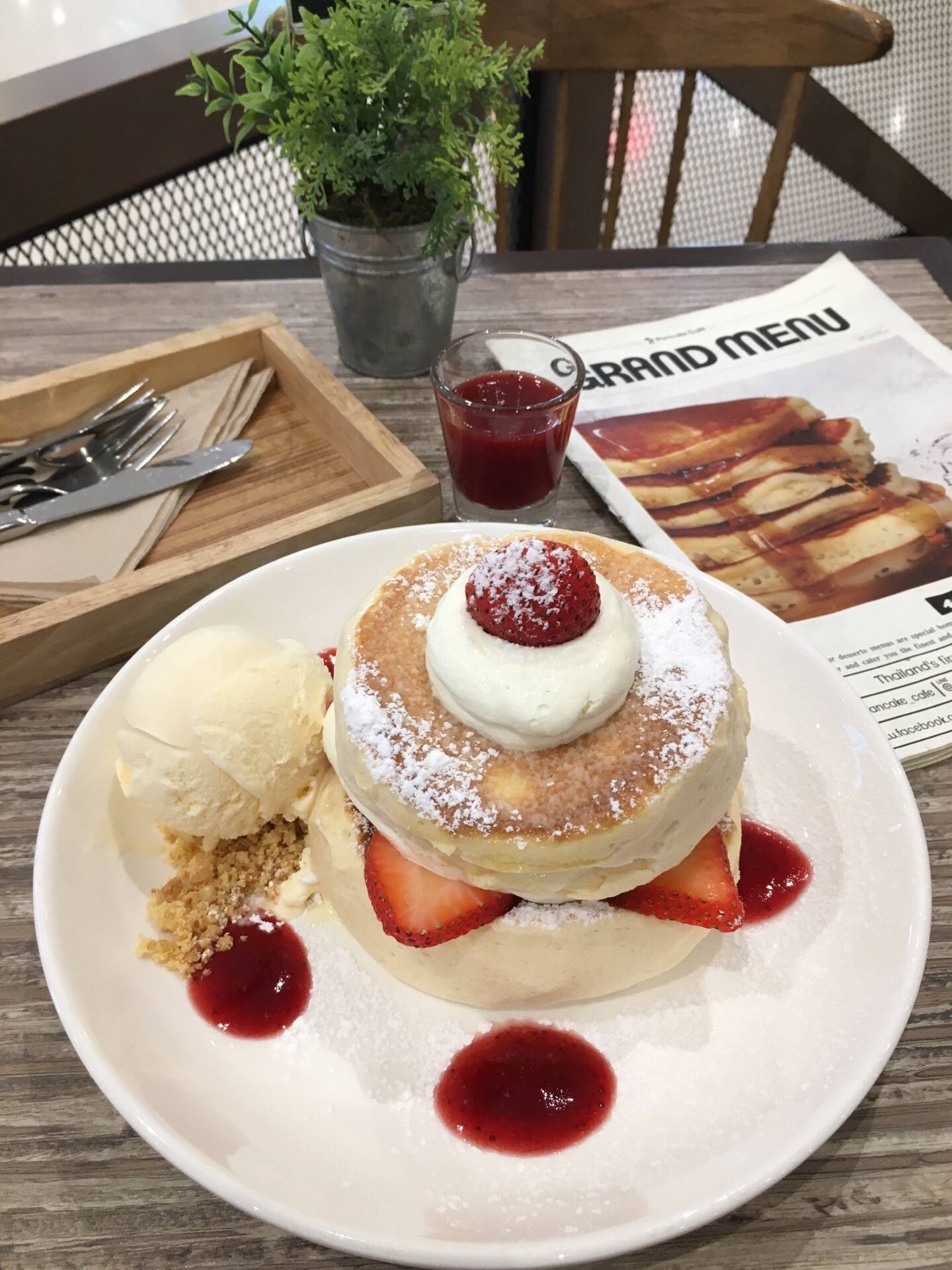 รีวิว Pancake Cafe เซ็นทรัลเวสต์เกต - Fluffy! Fluffy! Fluffy!