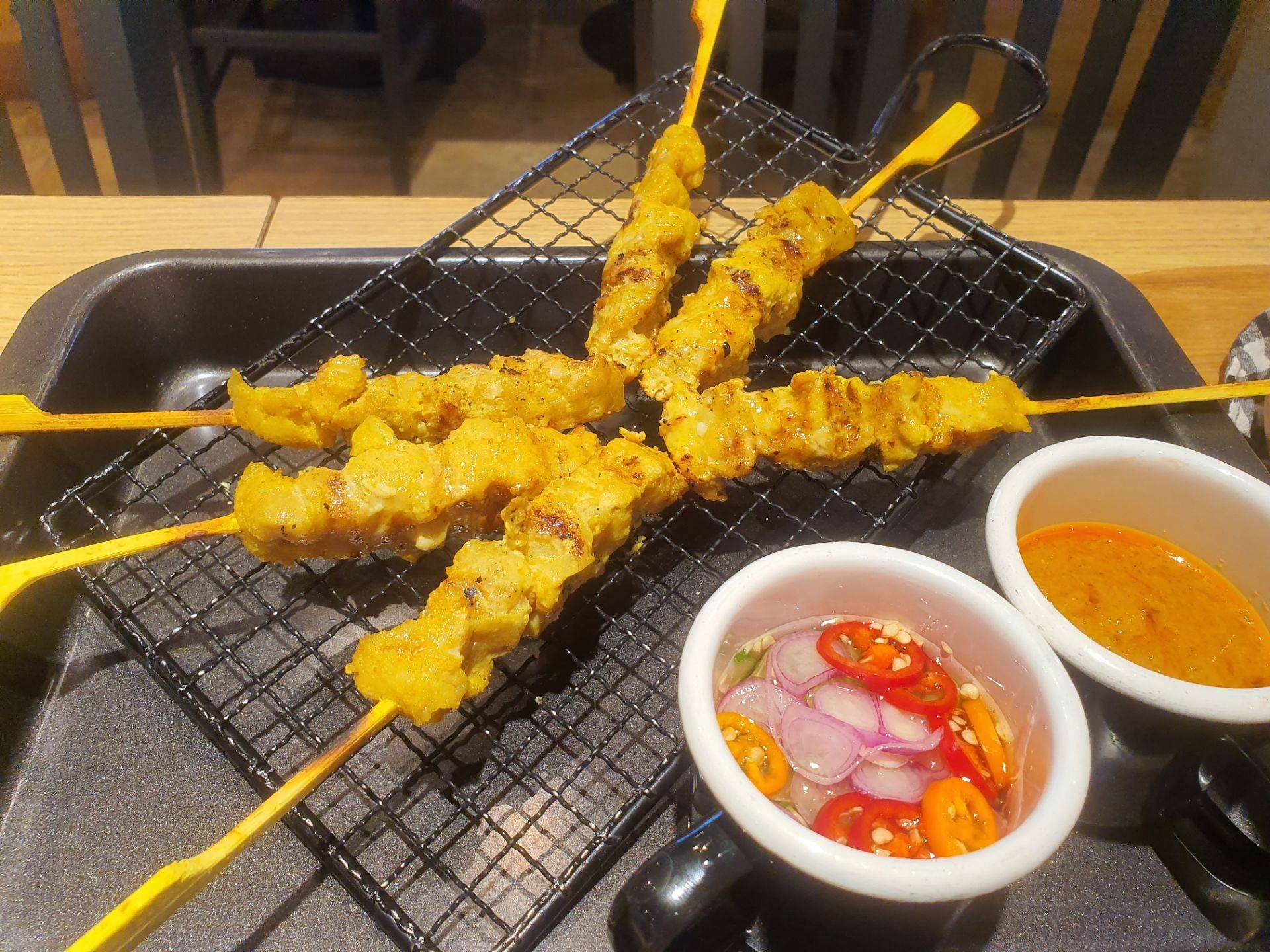 หมูเสต๊ะ • 6ไม้เหมือนน้อย แต่ไม้แน่นมาก อร่อยดีค่า ร้าน Kinlenn Eatery ...