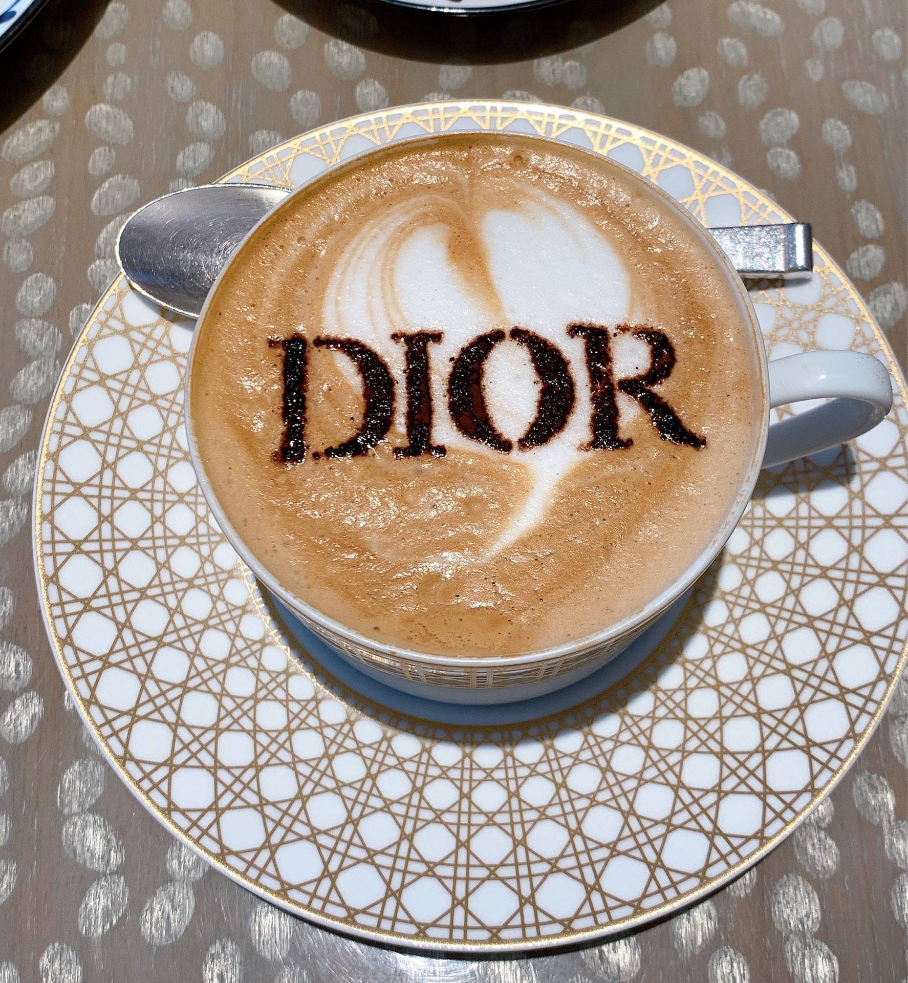 รีวิว Café Dior by Pierre Hermé (House of Dior) - คาเฟ่แบรนด์หรู ดิออ