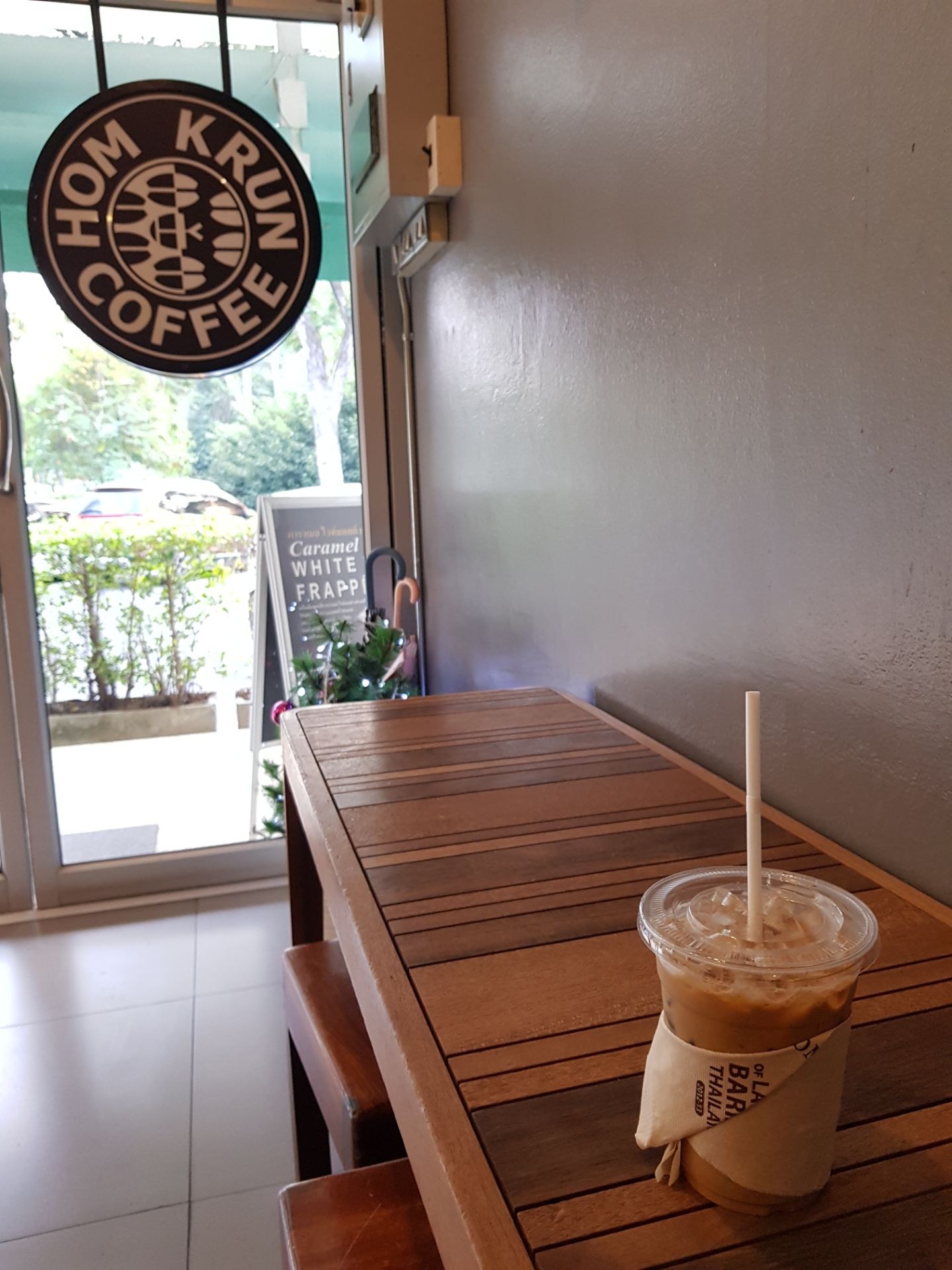 รีวิว Hom Krun Coffee สถาบันเอไอที - ร้านกาแฟ นั่งเล่นสบายๆ ใน AIT