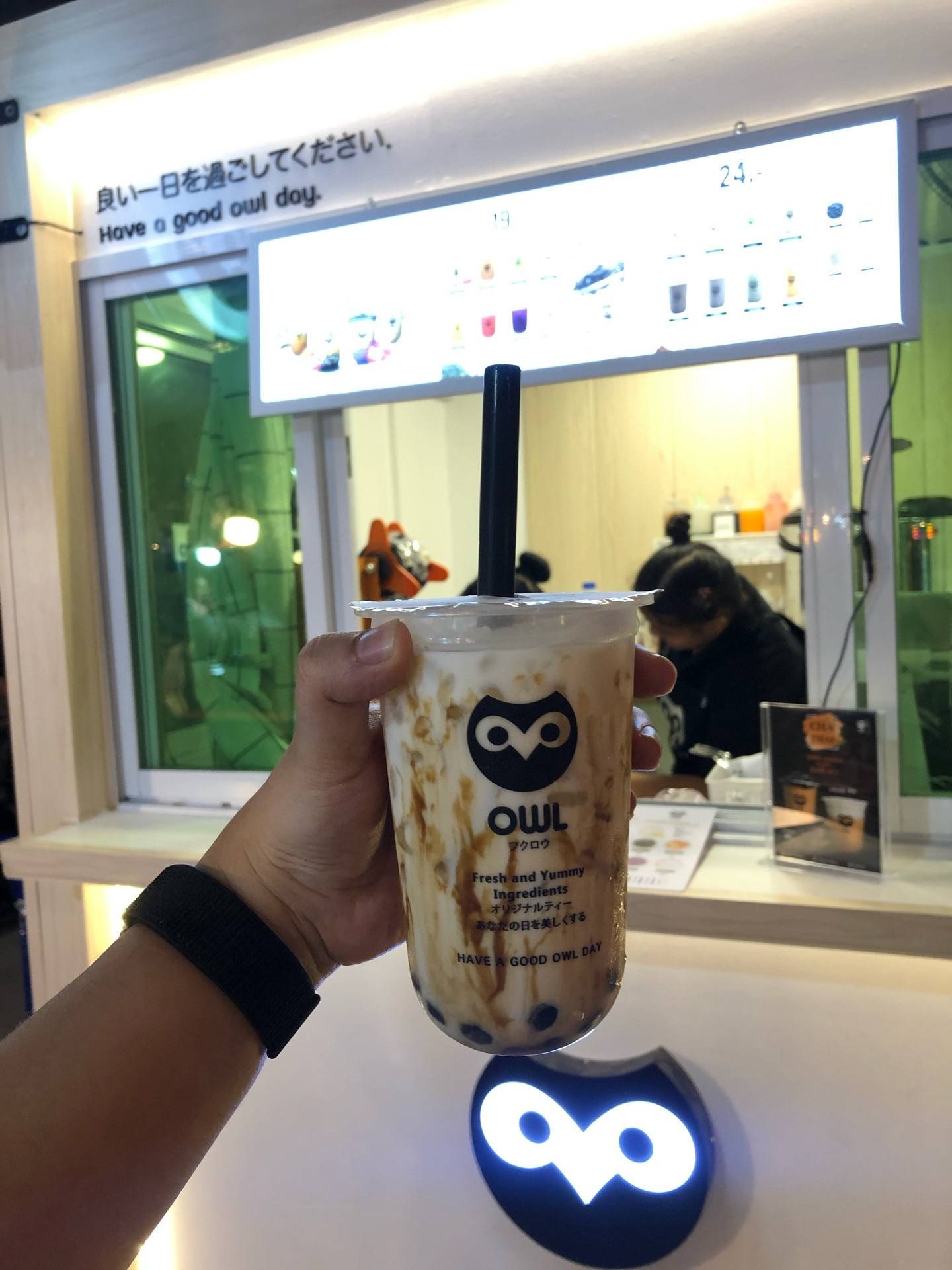 [รีวิว] ร้าน Owl Cha ตลาดก้ามปู | เมนูแนะนำ รูปภาพ ราคา
