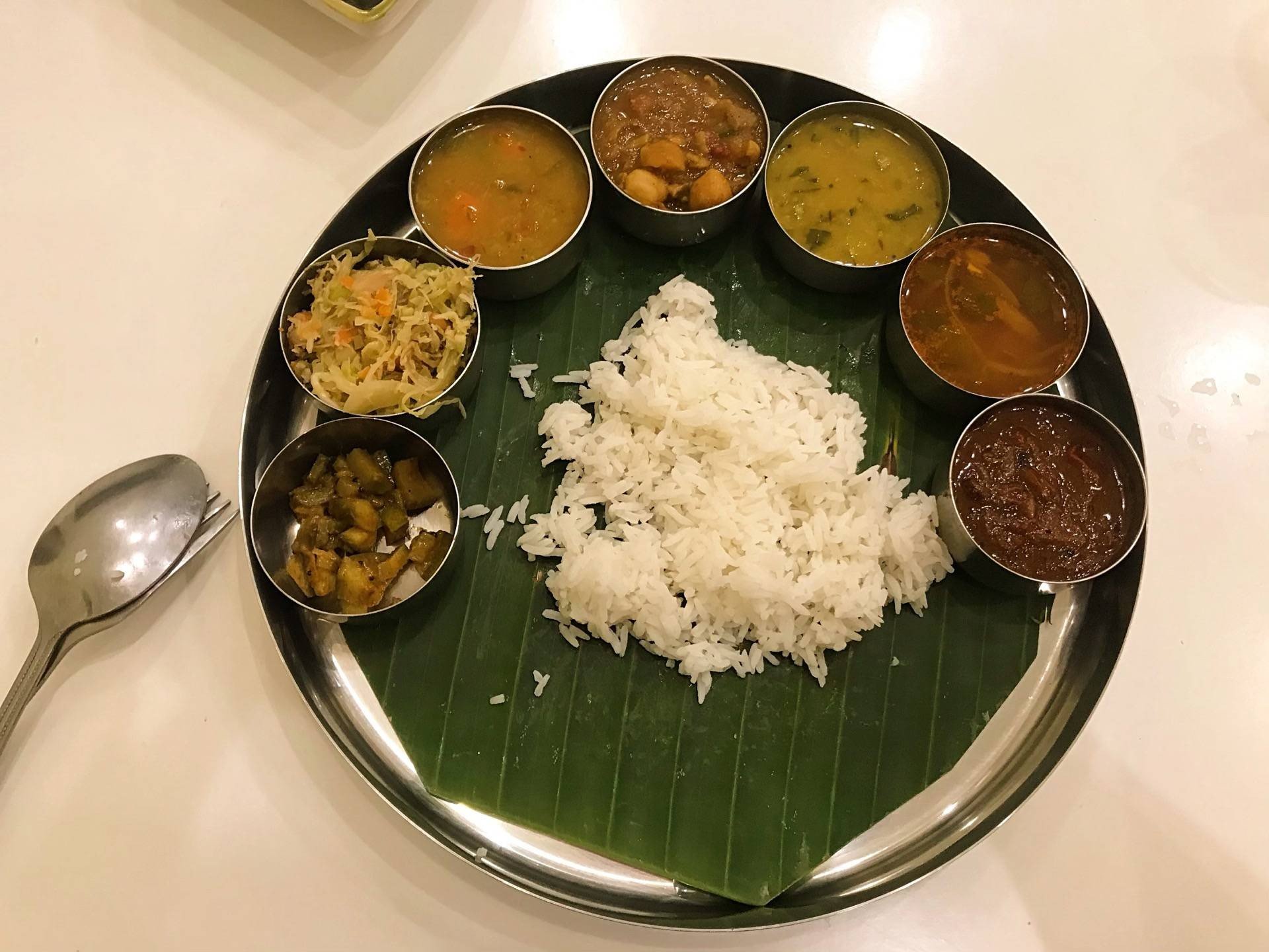 รีวิว Sugam Indian Veg Restaurant Silom - ร้านอินเดียใต้ราคาย่อมเยา ...