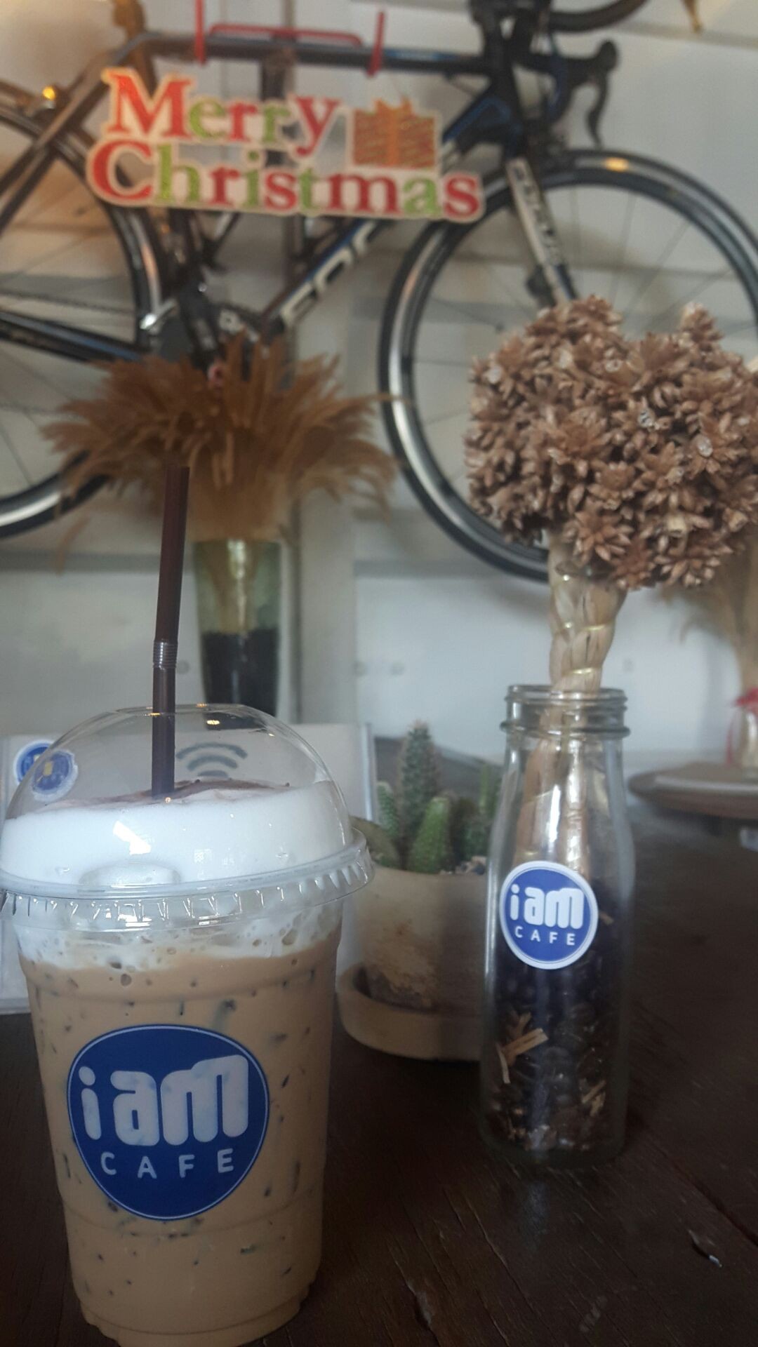 รีวิว I Am Cafe สิงห์บุรี - คาปูเย็นหวานมัน