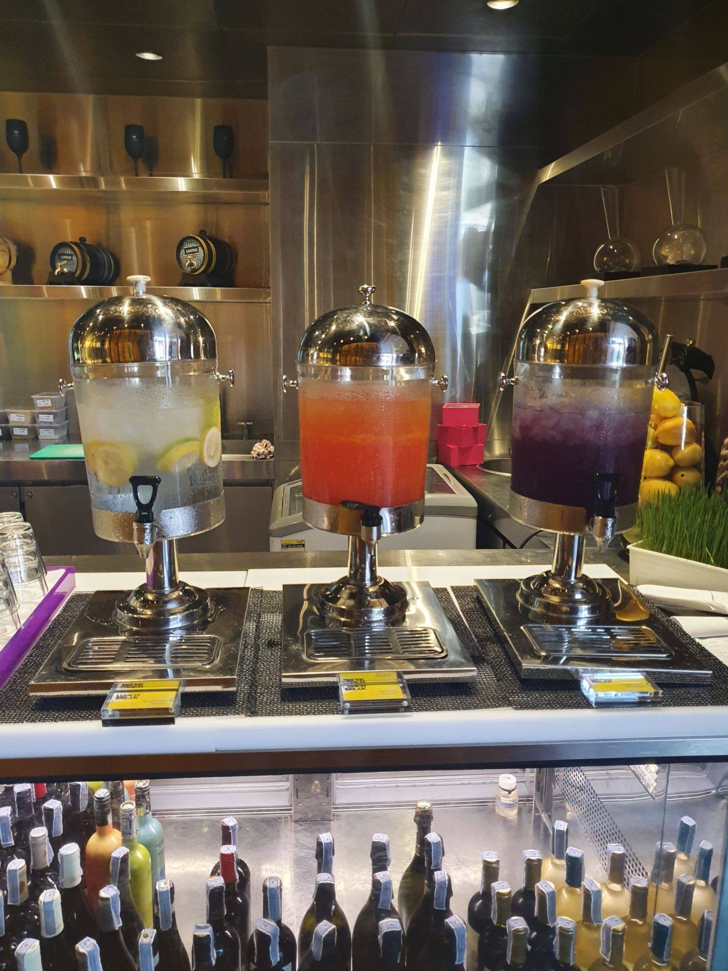 Free Flow ร้าน The Kitchen Table at W Bangkok - Wongnai