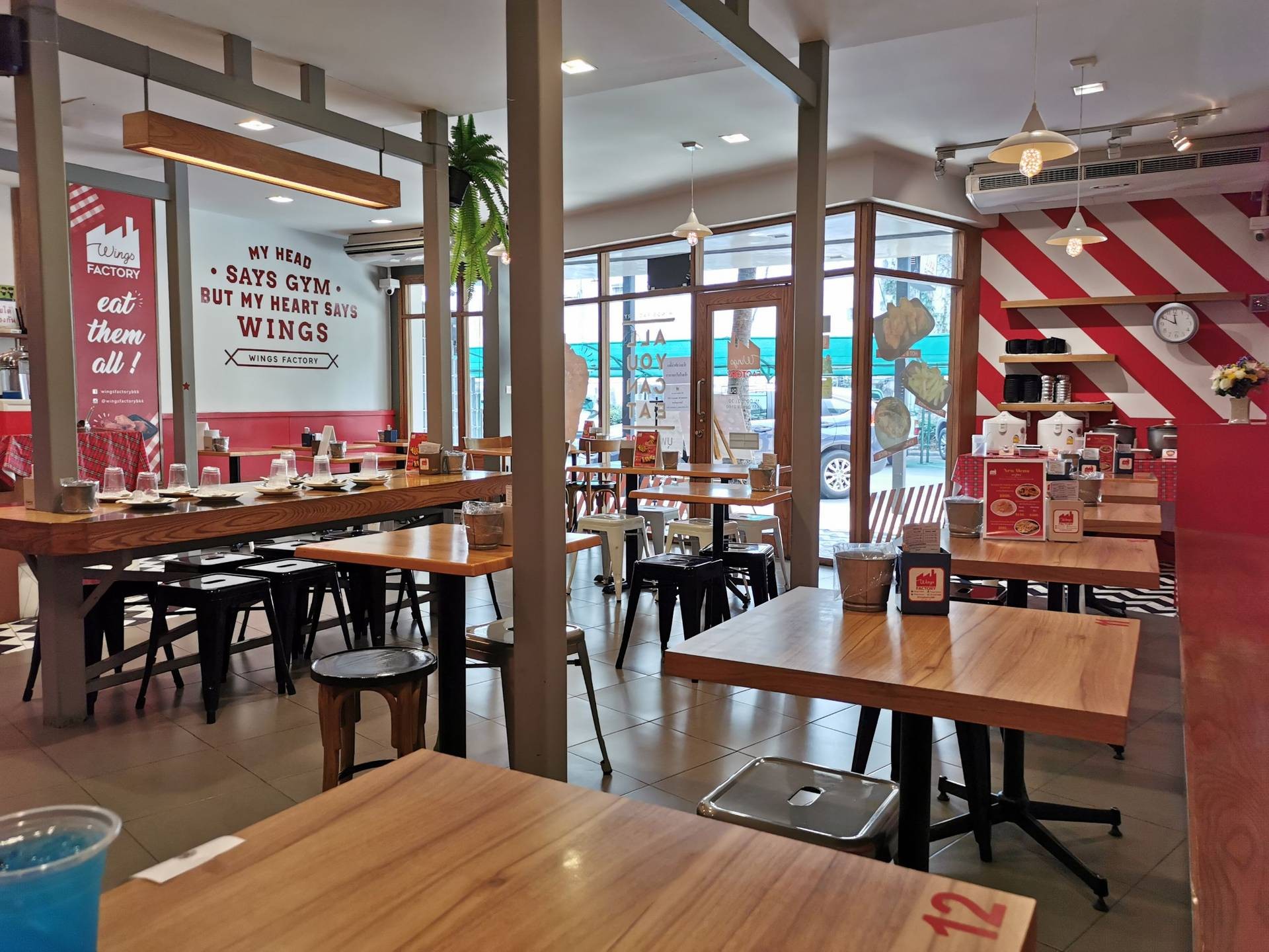 รีวิว Wings Factory - บุฟเฟ่ต์ไก่เกาหลี ที่เรียกว่าคุ้มกับราคาต่อหัว ...