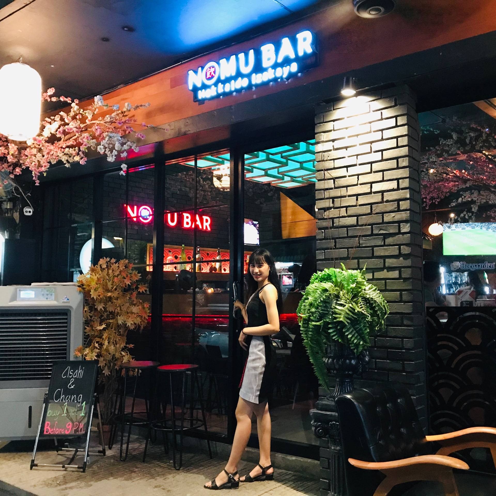 รีวิว Nomu Bar Hokkaido Izakaya - แหล่งรวมนักดื่มสายชิวที่คนแน่นทุกวัน