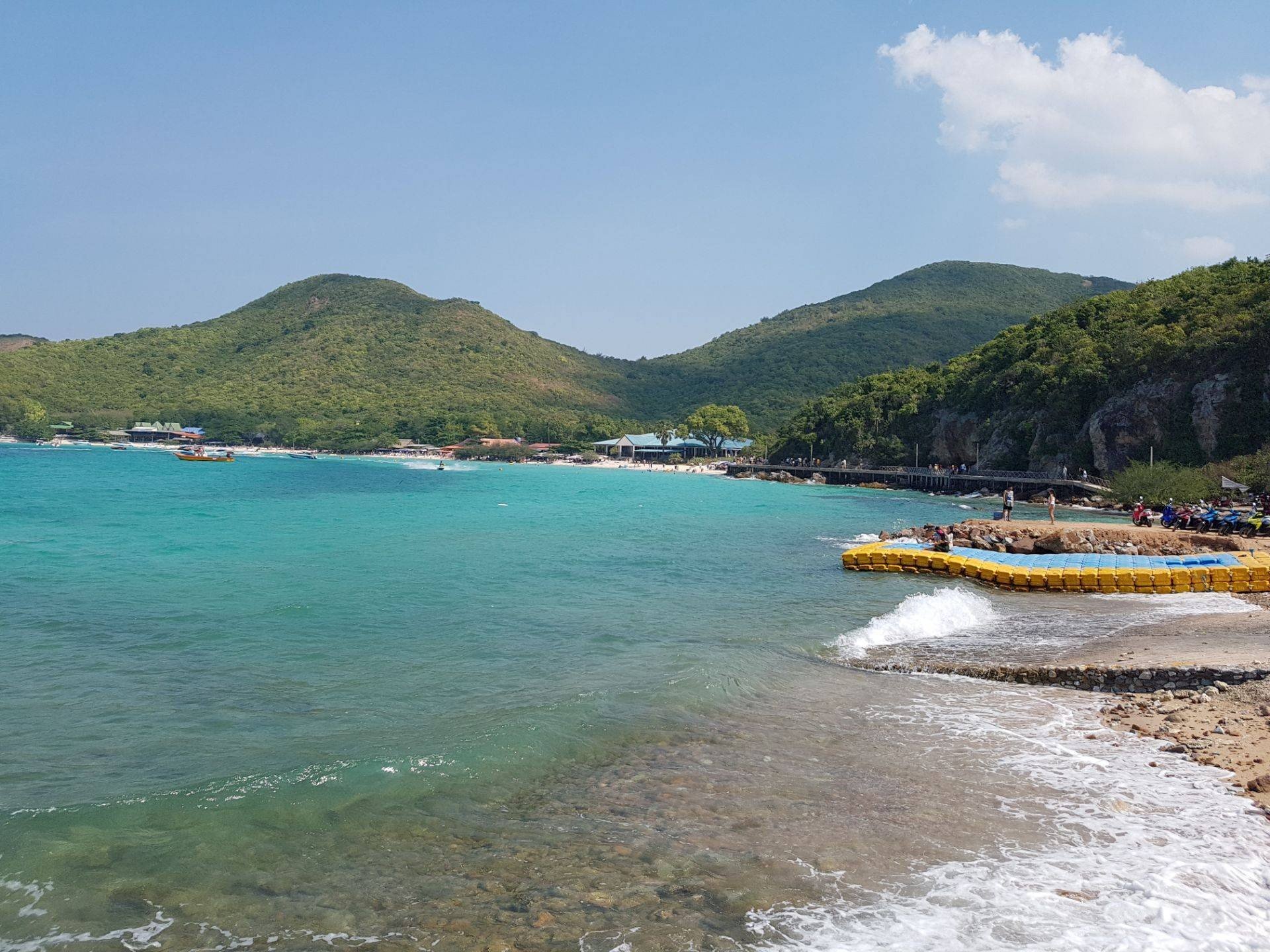 รูป หาดเทียน เกาะล้าน