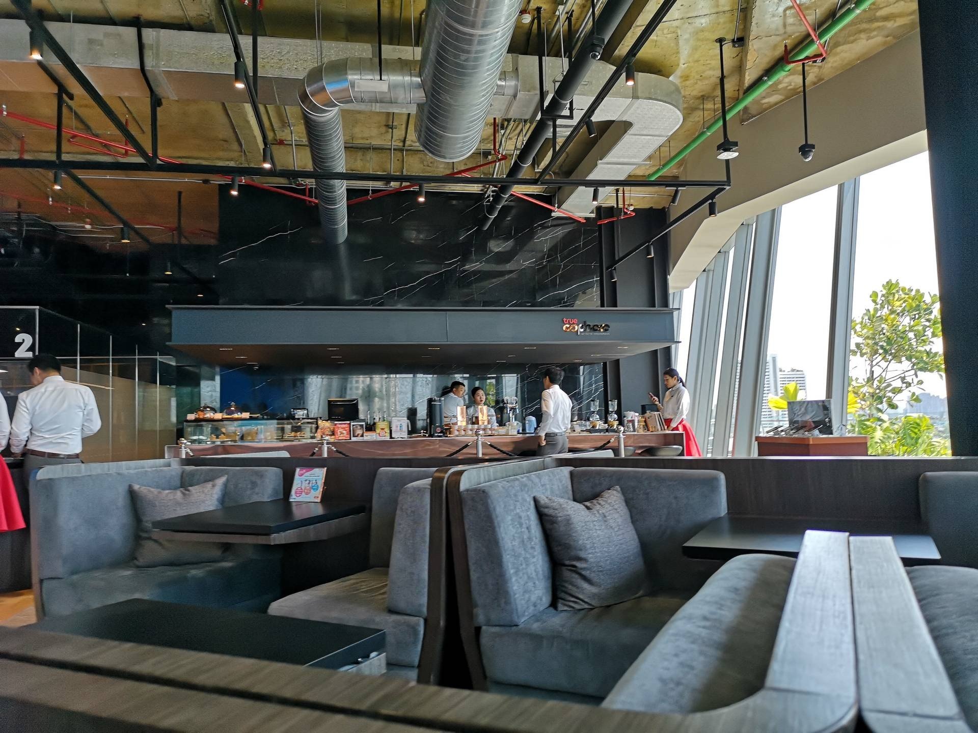 รีวิว True Sphere ICON Siam - มานั่งรอเวลา