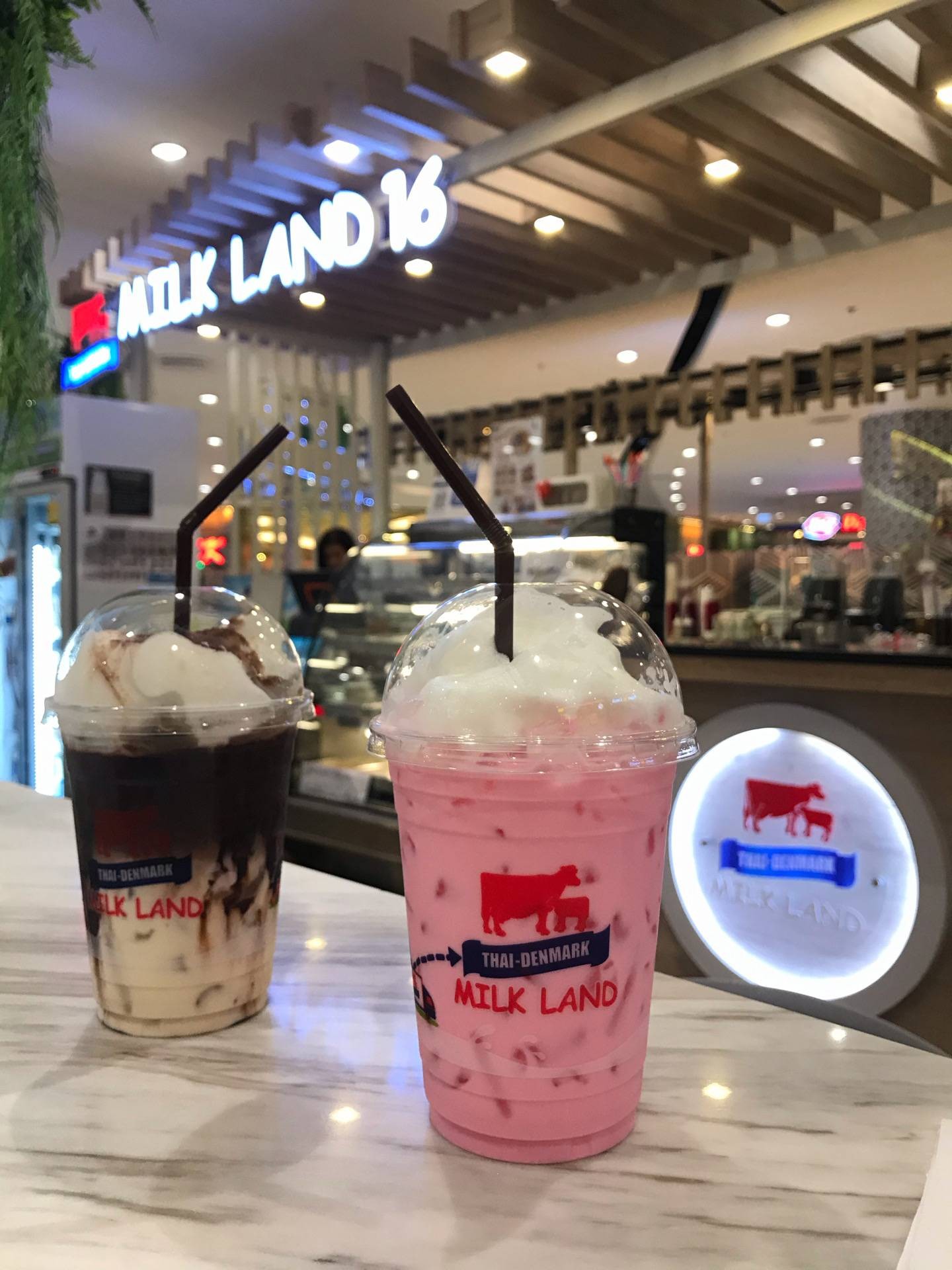 รูป Thai-Denmark Milk Land เซ็นทรัล เวสต์เกต