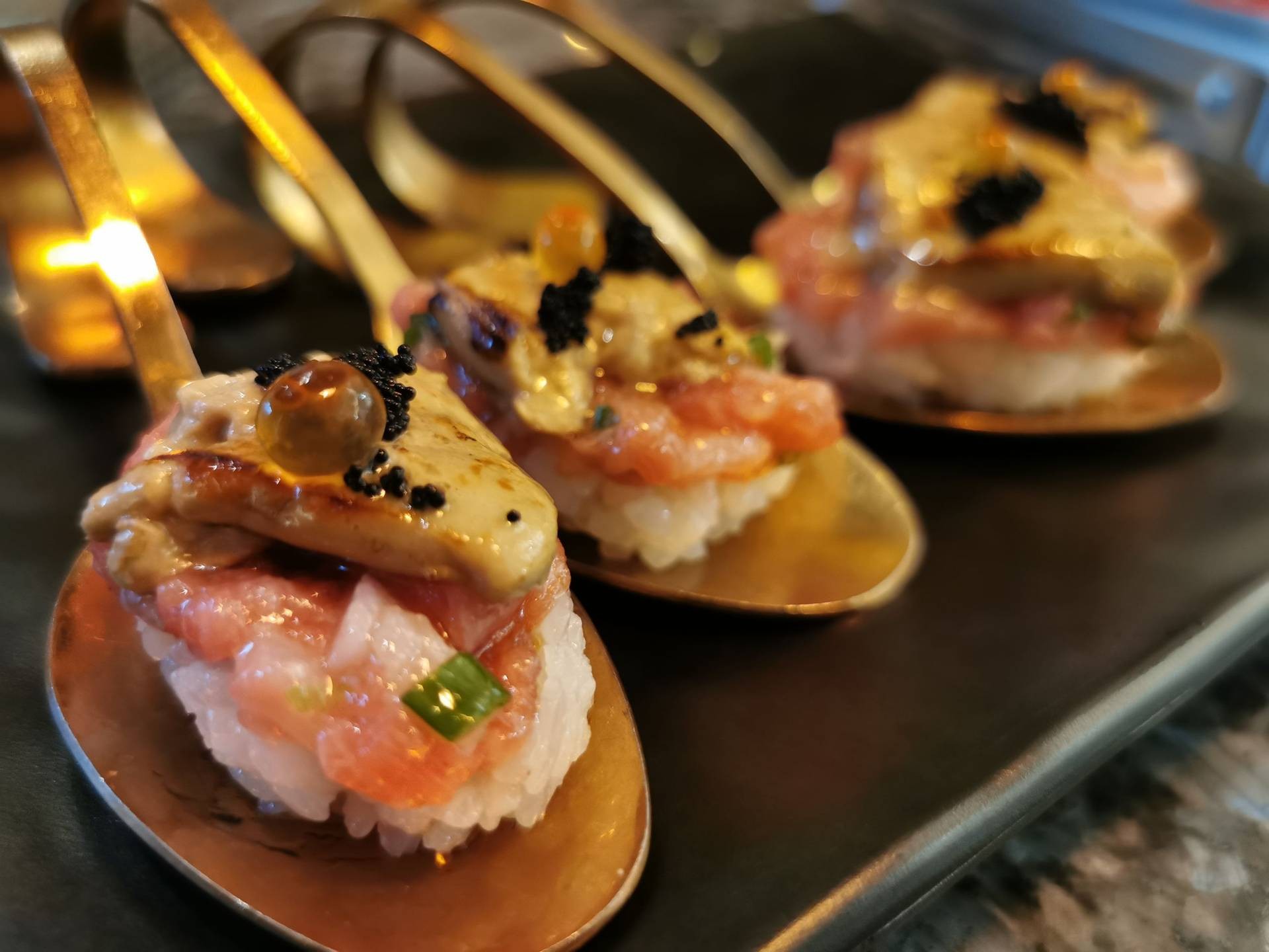 โอโทโร่ฟรัวกาส์และทรัฟเฟิลออย Otoro, Foie Gras, TruffleOil ร้าน Tenjo ...