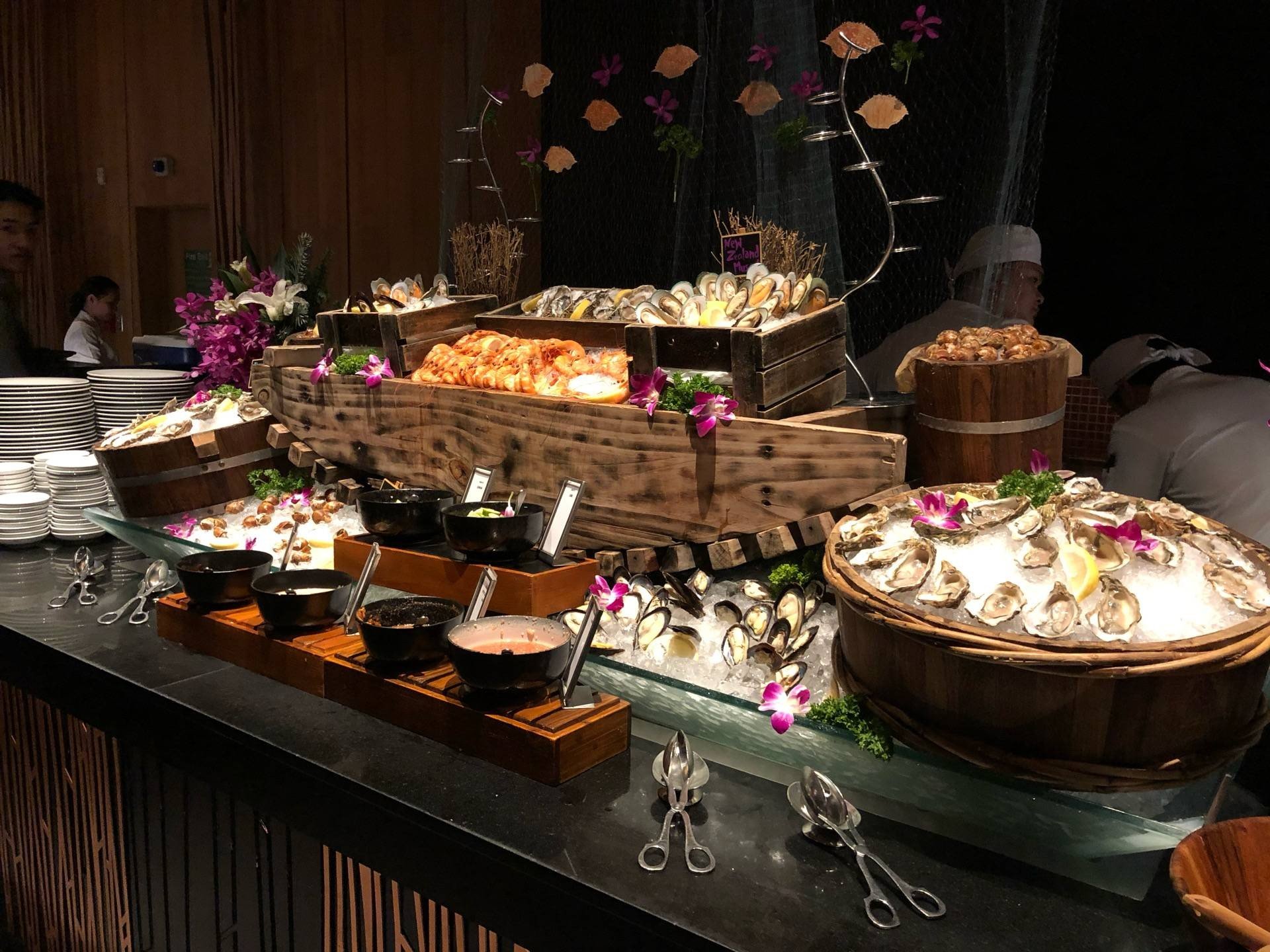 รีวิว Edge Hilton Pattaya Hotel - ห้องอาหารบุฟเฟ่สุดหรู ณ Hilton - Wongnai