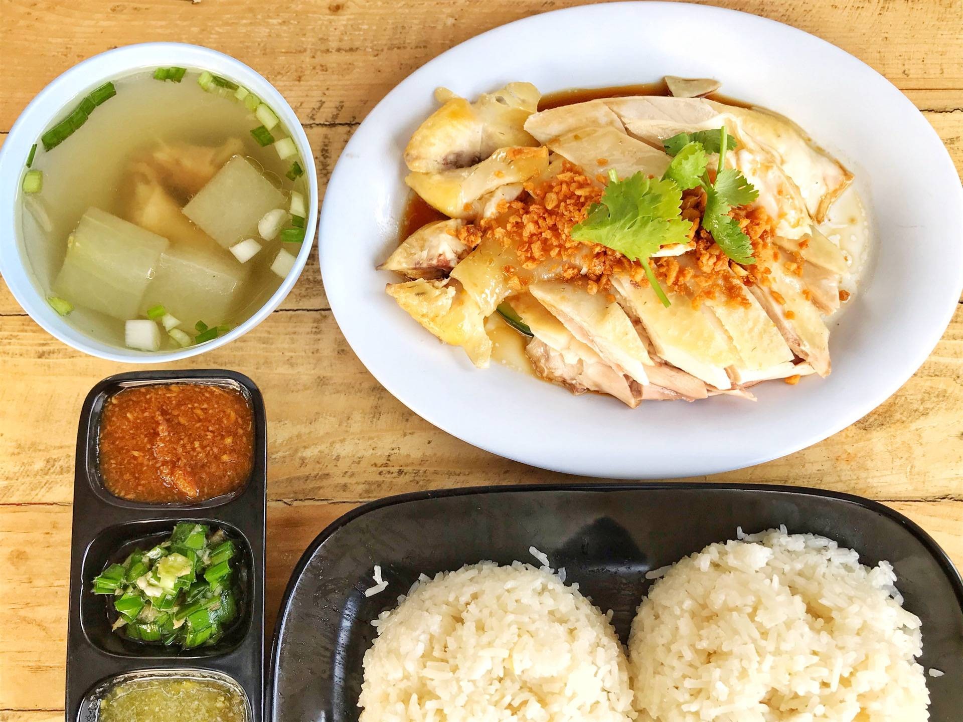 รีวิว ข้าวมันไก่เบตง จางเจียหยี 張家餘 (Baytong Chicken rice) - ที่ร้านมี ...