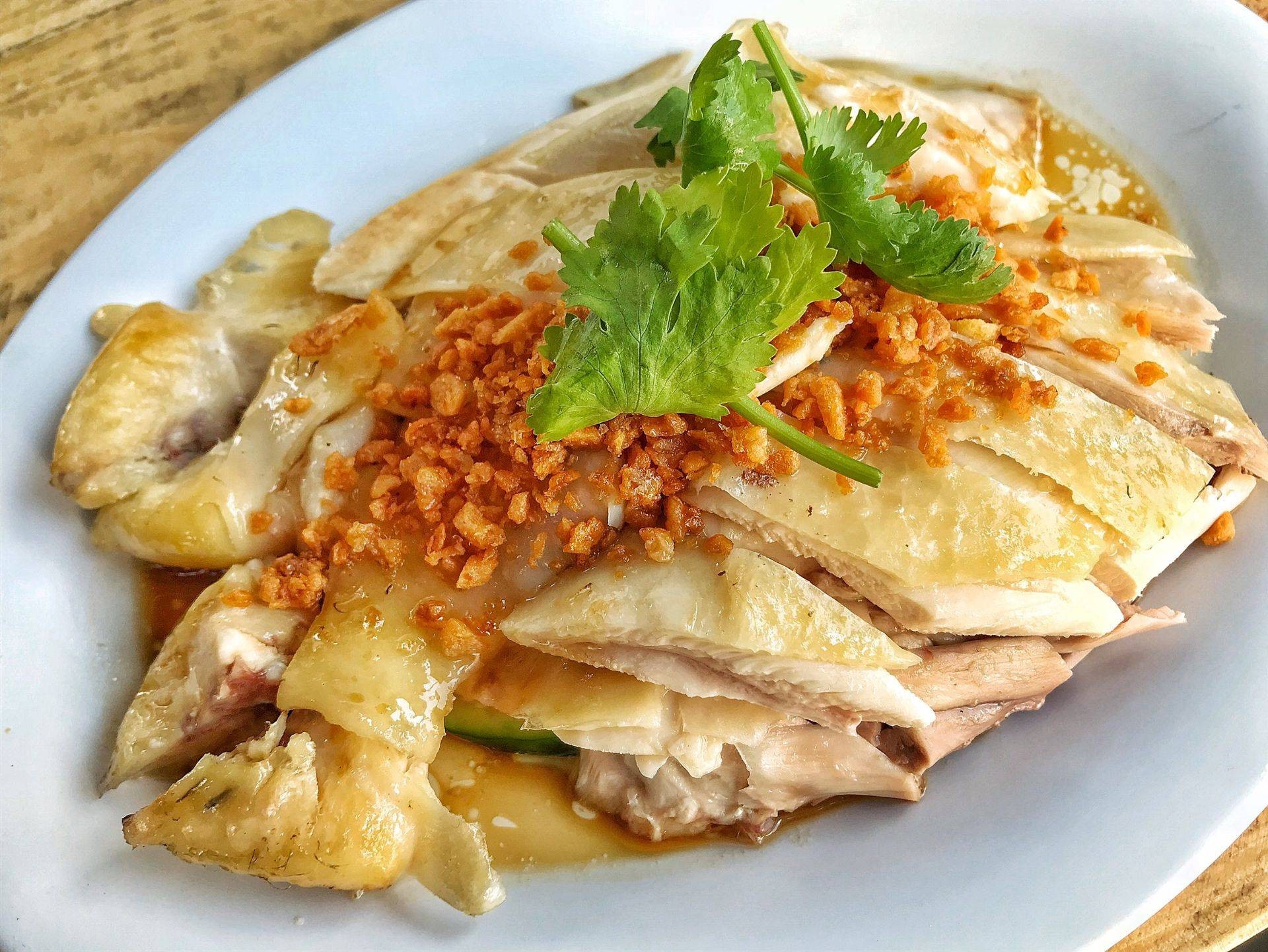 ไก่เบตง จานกลาง ร้าน ข้าวมันไก่เบตง จางเจียหยี 張家餘 (Baytong Chicken rice)
