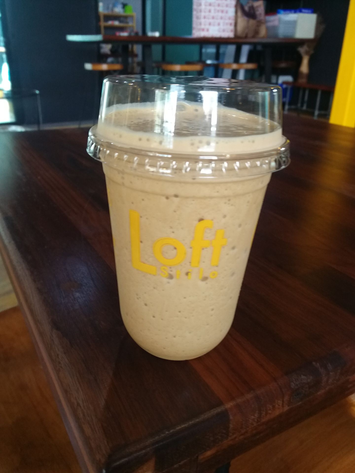 รีวิว Loft Stilo @Erawan ถ.รถรางสายเก่า - เอสเปรสโซ่ปั่น หอมหวานนุ่มอร่อย