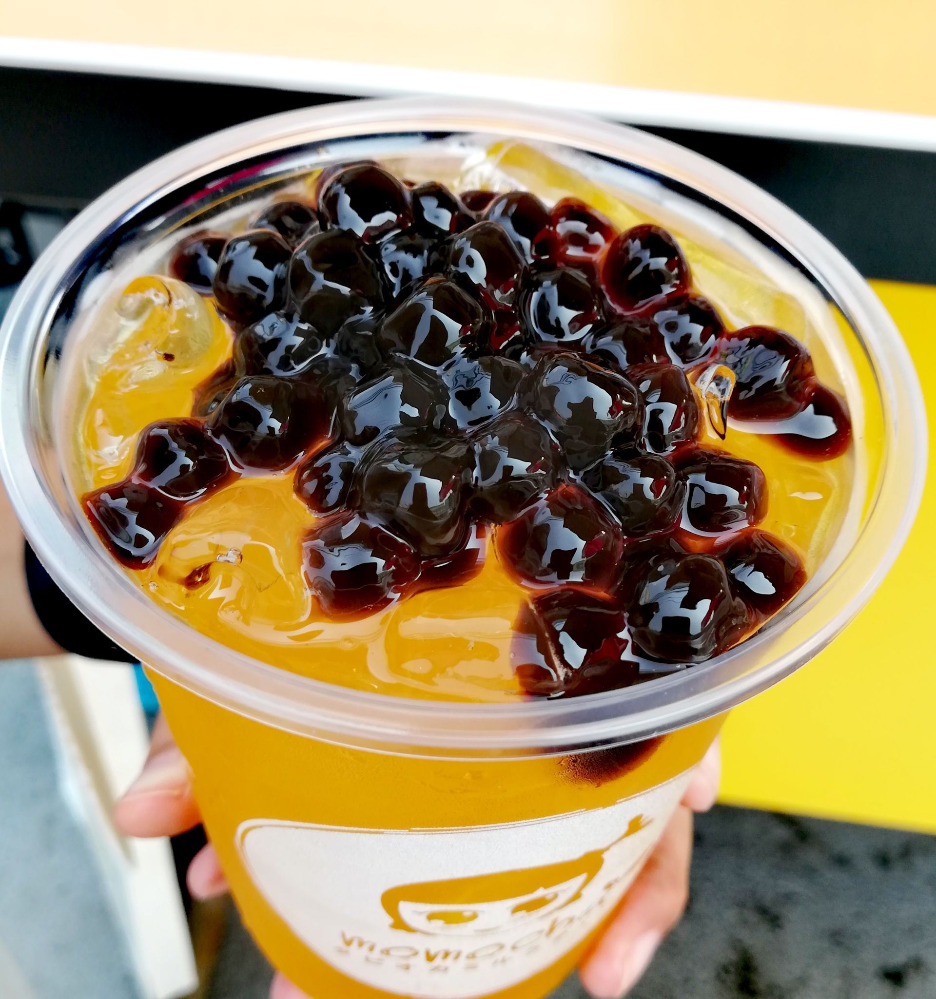 รีวิว Momocha สาขาเมืองสุพรรณบุรี - ชาพีชกลมกล่อม - Wongnai