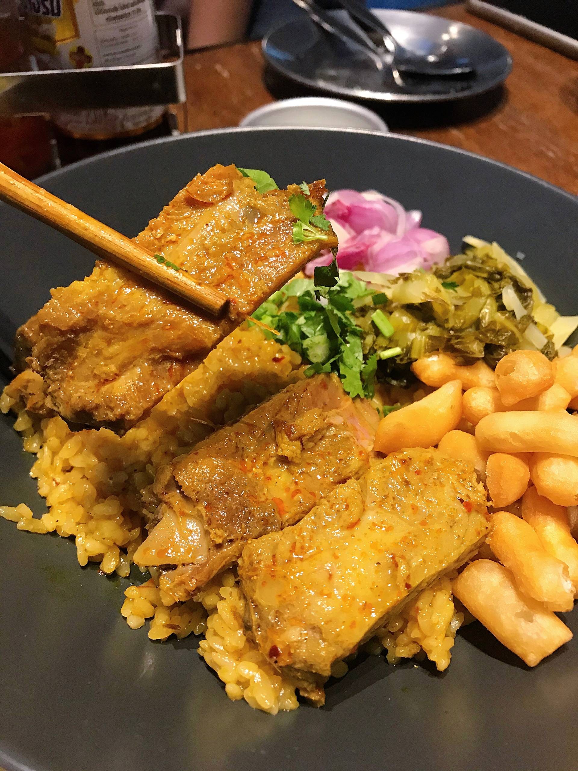 รีวิว ข้าวซอยเฮือนนูน่า : Home.Noona - อาหารเหนือแนวเกาหลี