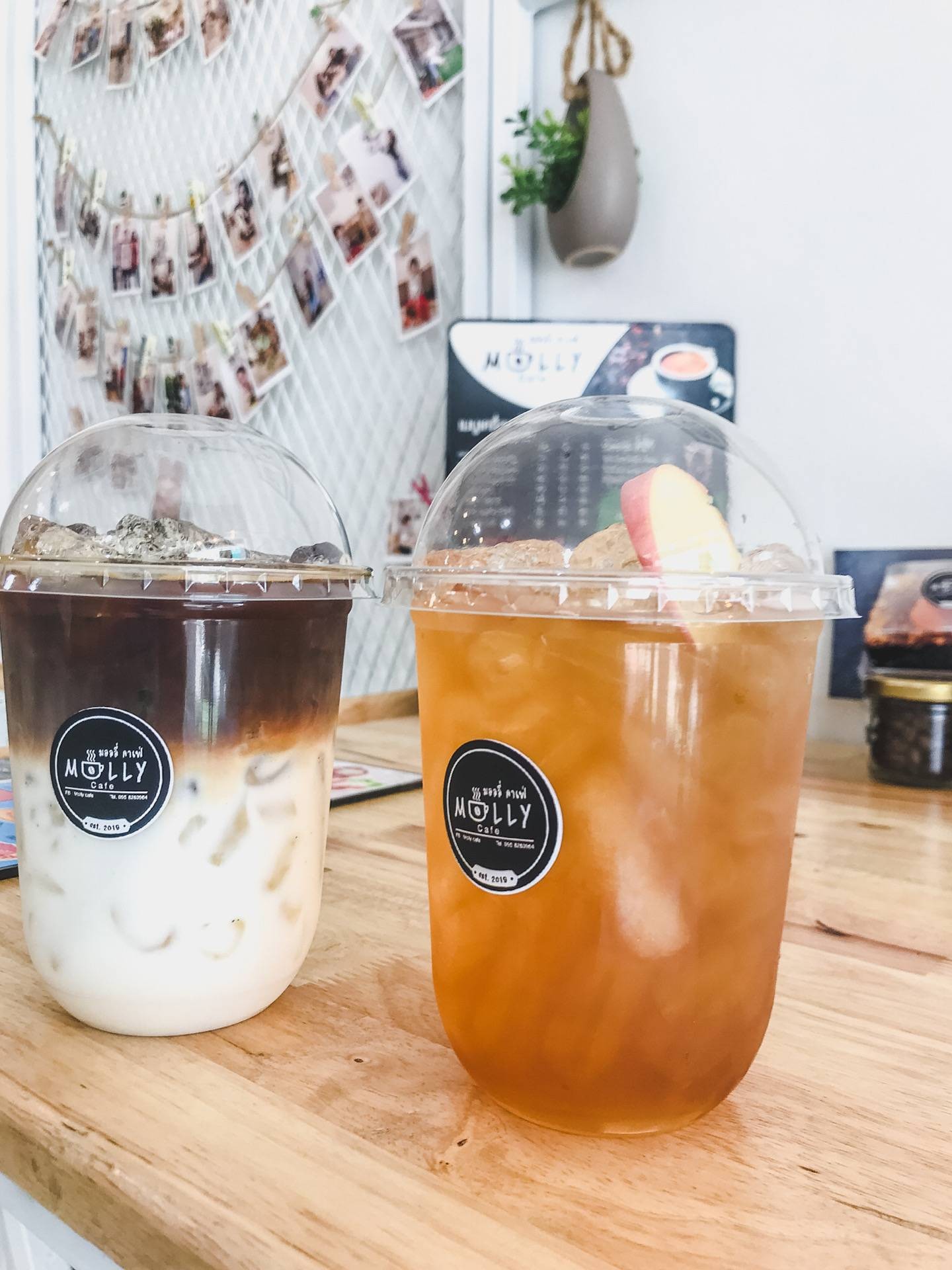 รีวิว Molly Cafe มอลลี่คาเฟ่ - มีตัว กะรอก ชิปกับเดล เรียกว่าตัว แพรี ...