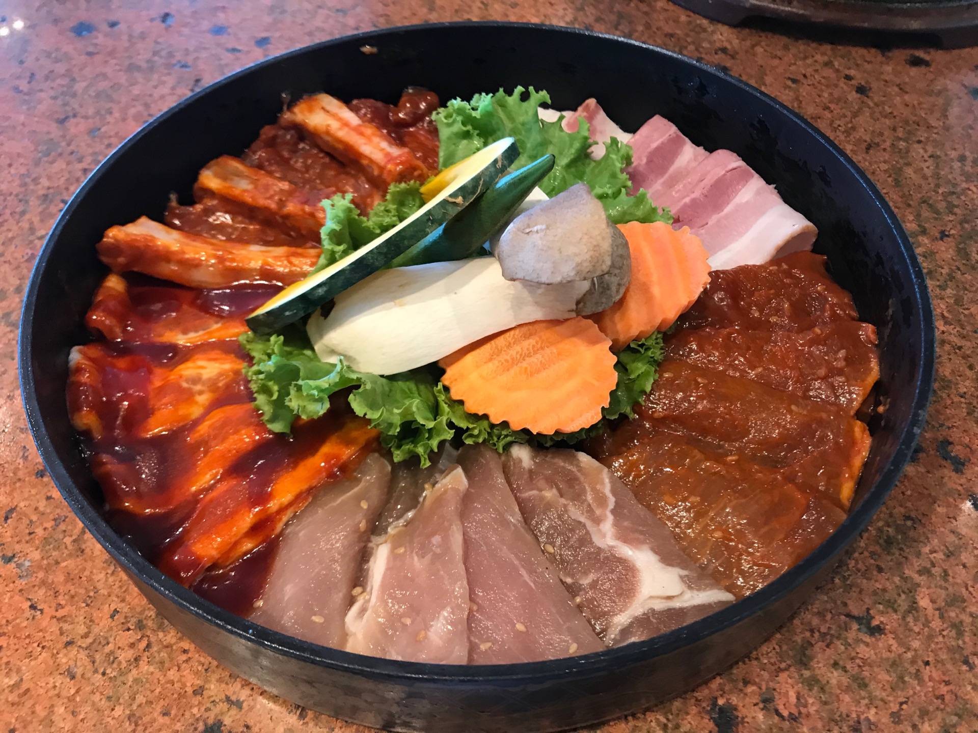 รีวิว Sukishi Buffet เซ็นทรัล พระราม 9 - ปิ้งย่างสไตล์เกาหลี - Wongnai