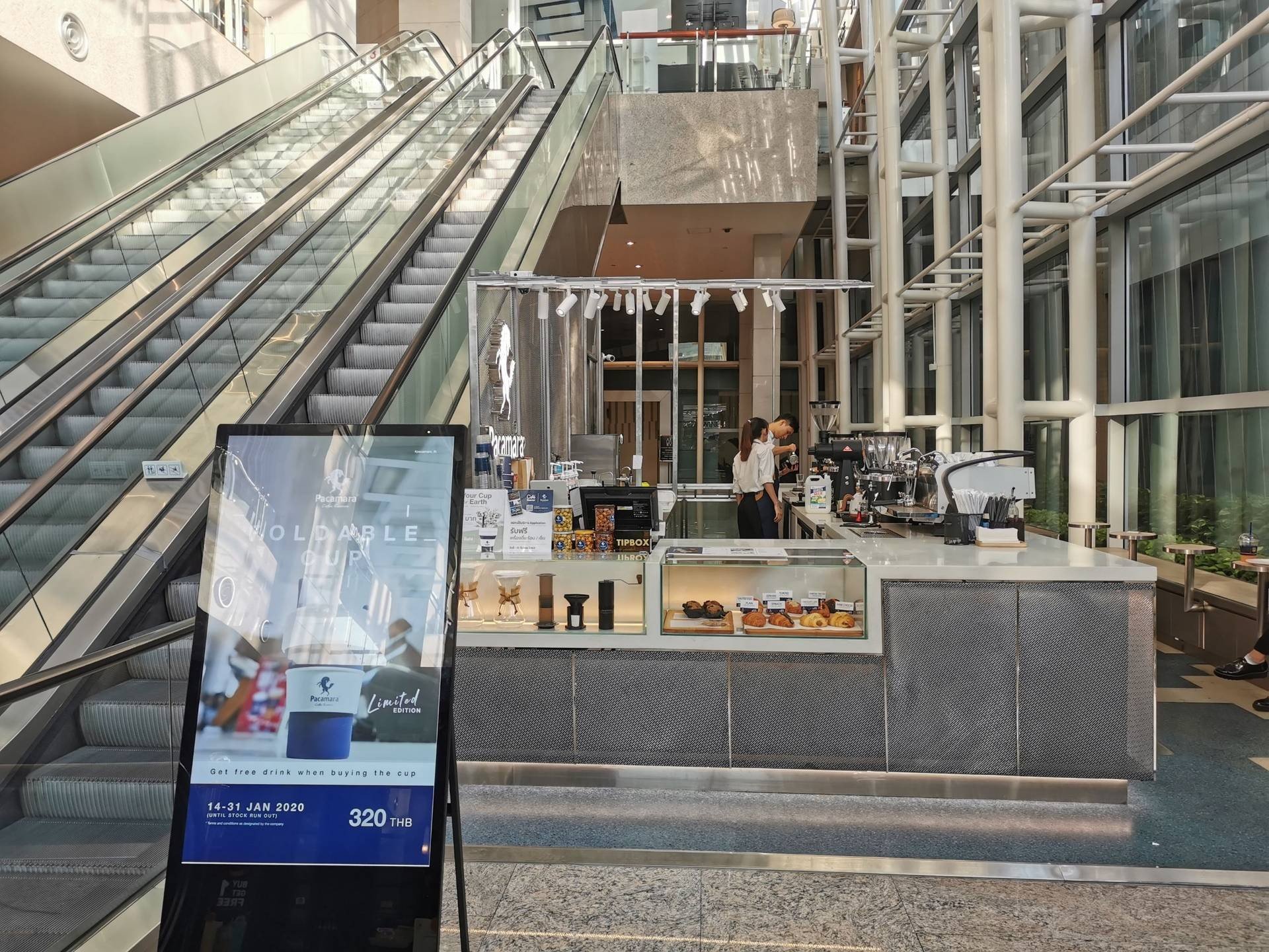 รีวิว PACAMARA The Offices at CentralWorld - กาแฟรสดี ราคาสมเหตุสมผล