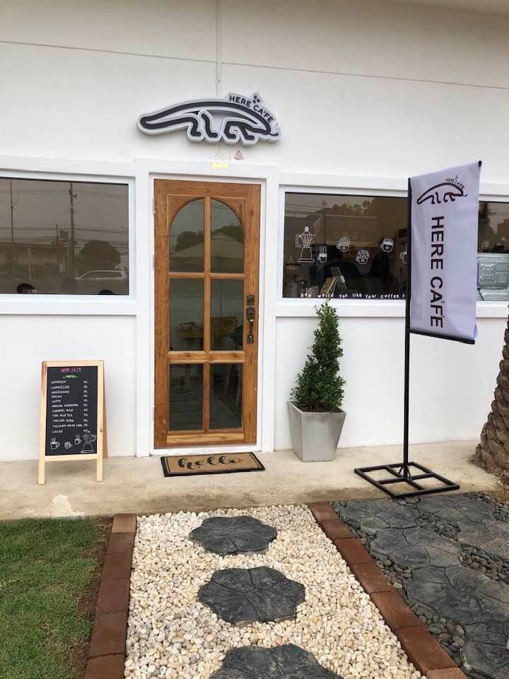 รีวิว HERE CA'FE สัตหีบ - กาแฟอร่อย ชงสดแก้วต่อแก้วค่ะ