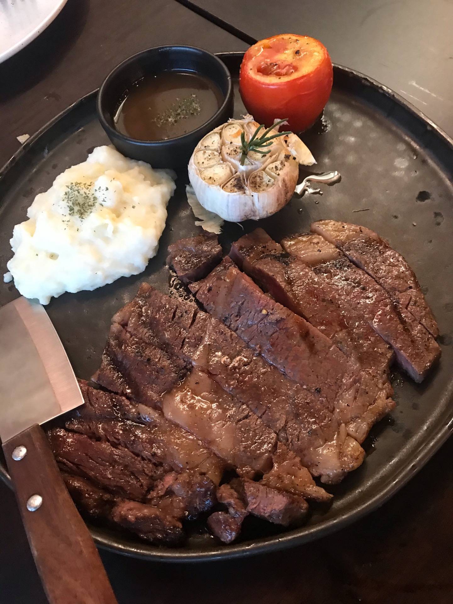 รีวิว Meating Steak&Bar - รสชาติดี แต่รออาหารนานมาก ไปตอน5โมงเย็น สั่ง ...