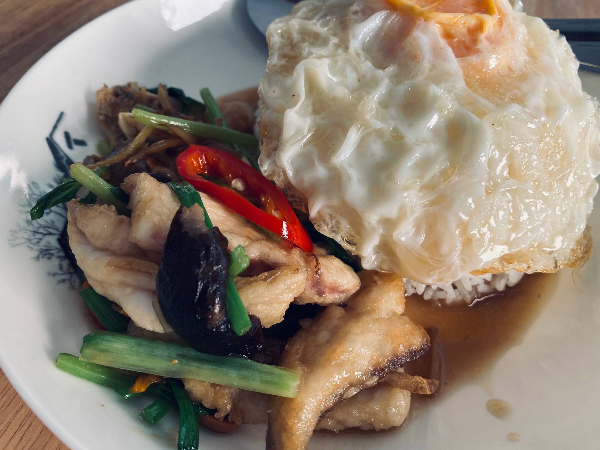 รีวิว เจริญกรุงตามสั่ง (Street food) Sathu Pradit49 road - Rama3 ...