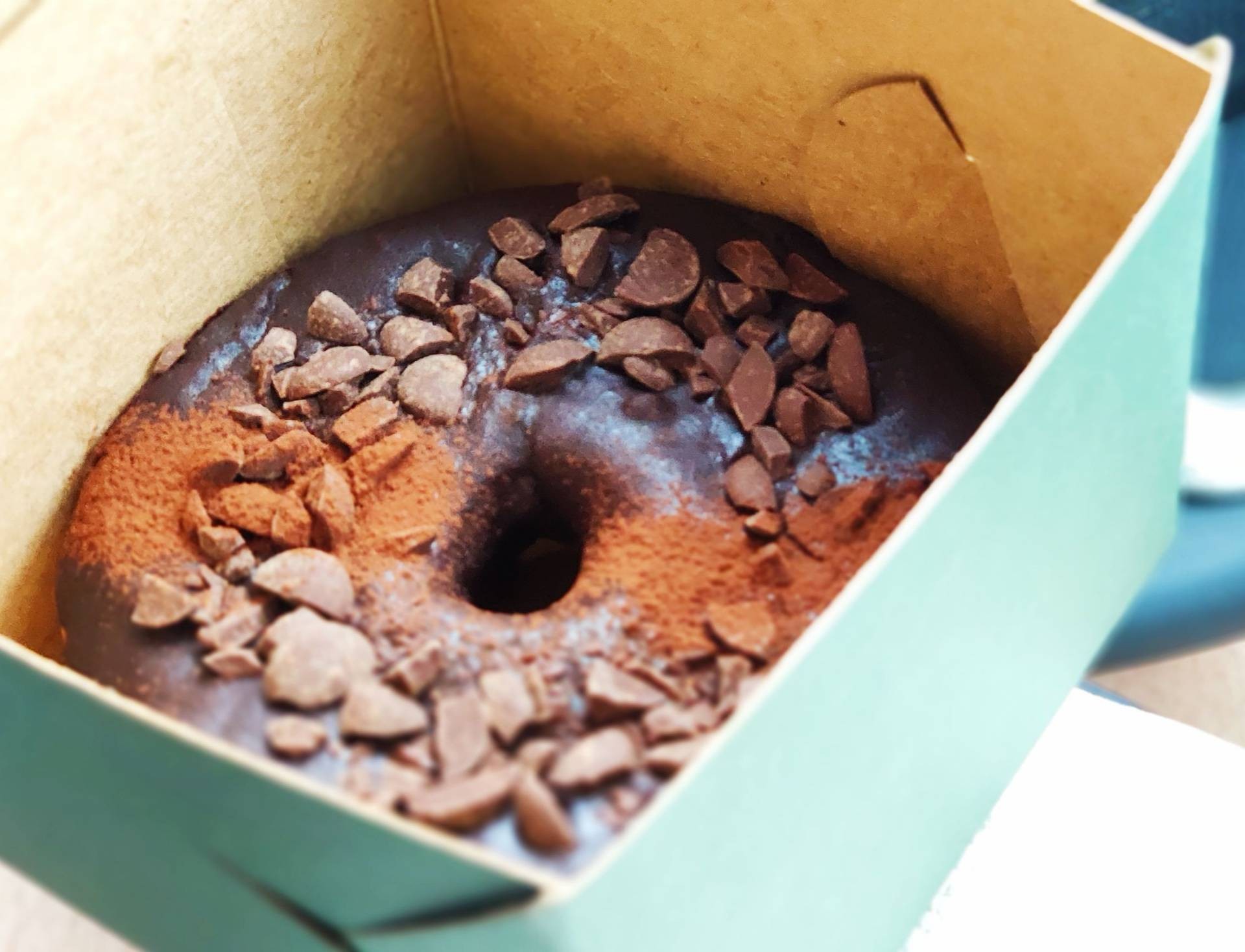 รีวิว Moon Doughnuts & Drinks - โดนัทยักษ์ชิ้นใหญ่จุใจ