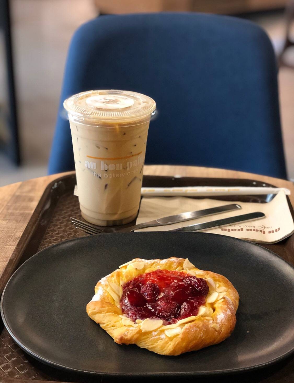 ร้าน Au Bon Pan เดอะพรอมมานาด | รีวิวร้านอาหาร