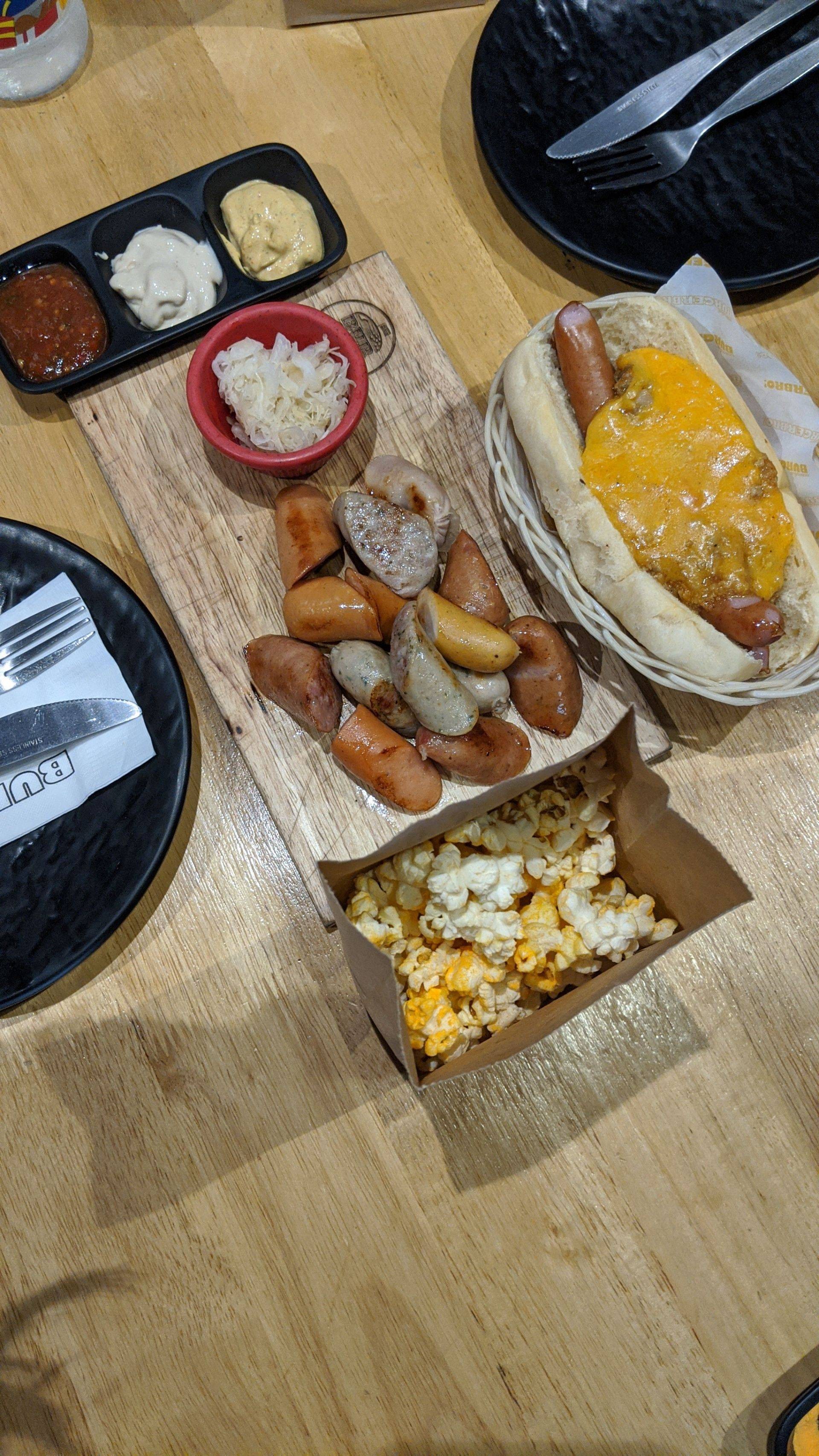 รีวิว BURGER BRO พระราม 9 - เบอร์เกอร์ทำสด คุณภาพอัดแน่น