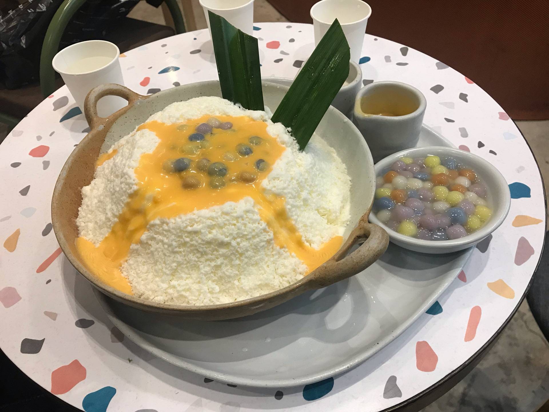 รีวิว Cheevit Cheeva Siam Square One - คาเฟ่ดังของเชียงใหม่ บิงซูคือดี