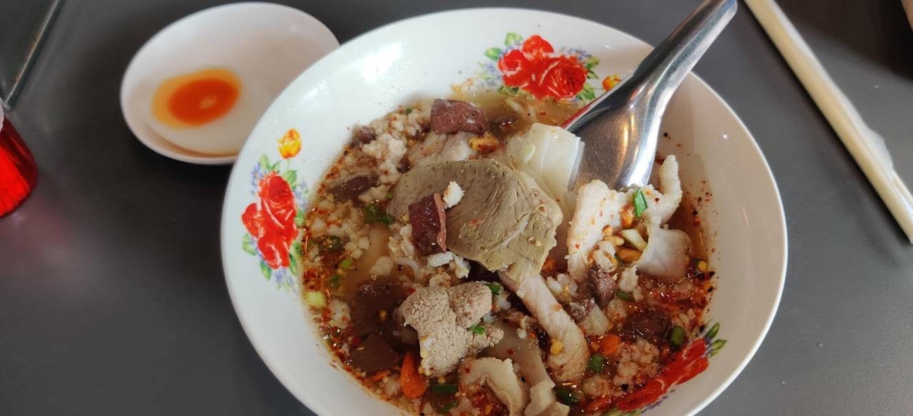 รีวิว เจริญพุงโภชนา Int Intersect พระราม 3 - ก๋วยเตี๋ยวรสเด็ด เข้าห้าง ...