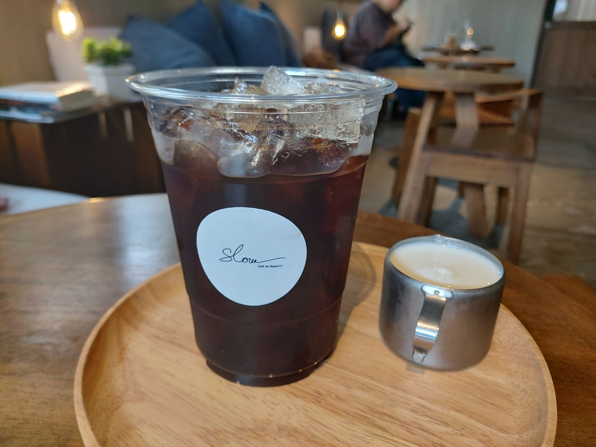 รีวิว Slow Cafe By Room111 - คาเฟ่แวะหลบความวุ่นวาย
