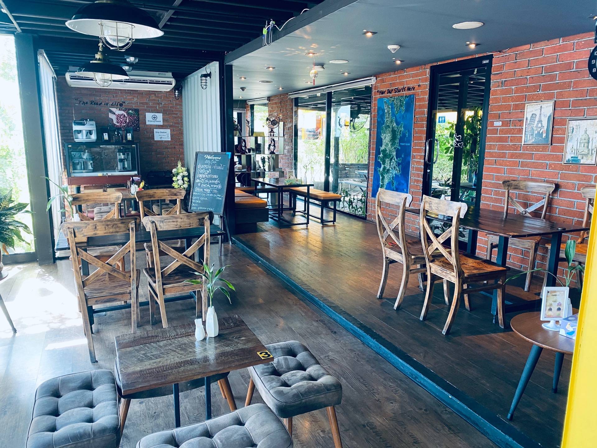 ร้าน THE LITTLE PHUKET COFFEE & CUISINE | รีวิวร้านอาหาร