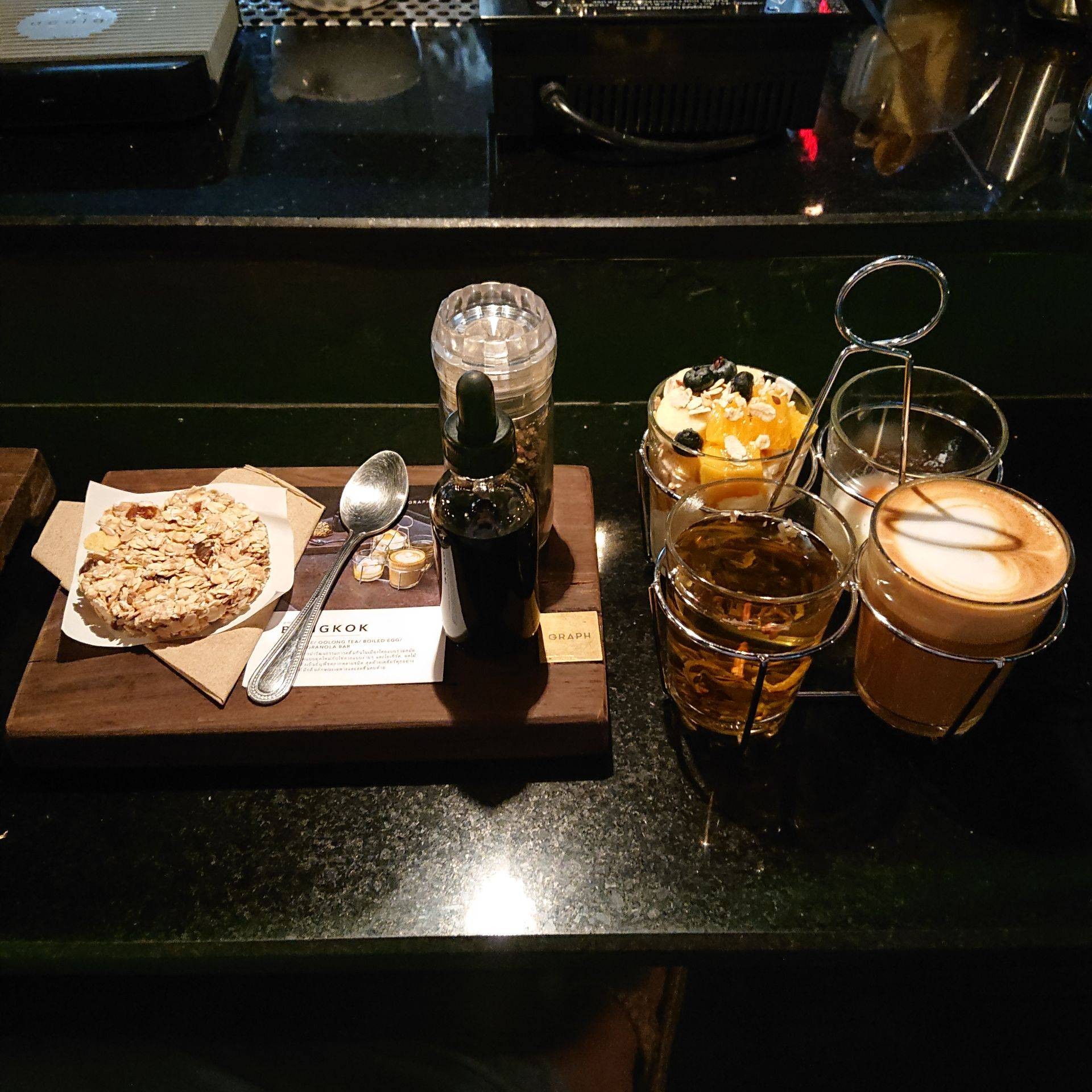 GRAPH One Nimman - สั่งอาหารเดลิเวอรี | Wongnai x LINE MAN