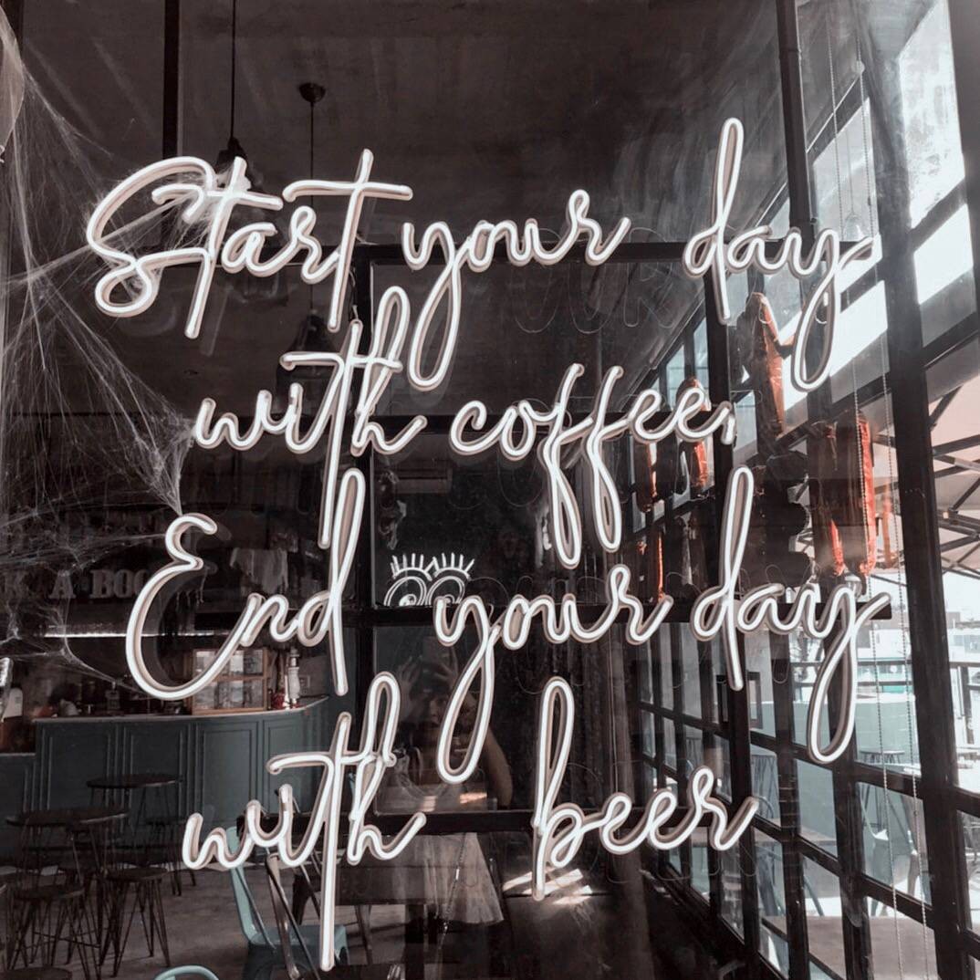 รีวิว Peak-A-Boo Bar - บรรยากาศเหมาะกับการนั่งช่วงเย็น🍸